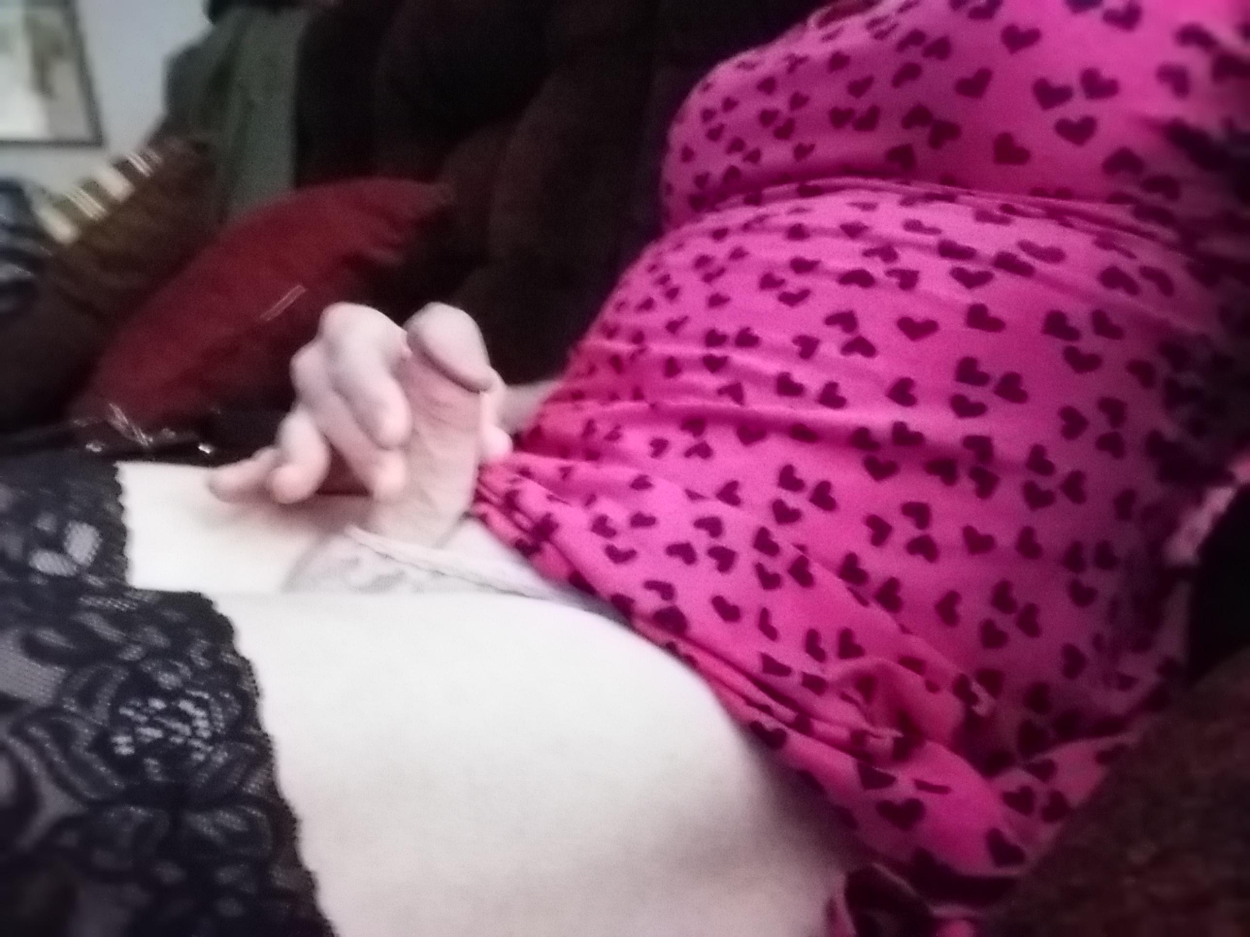 My clitty is so close to squirting! | Scrolller