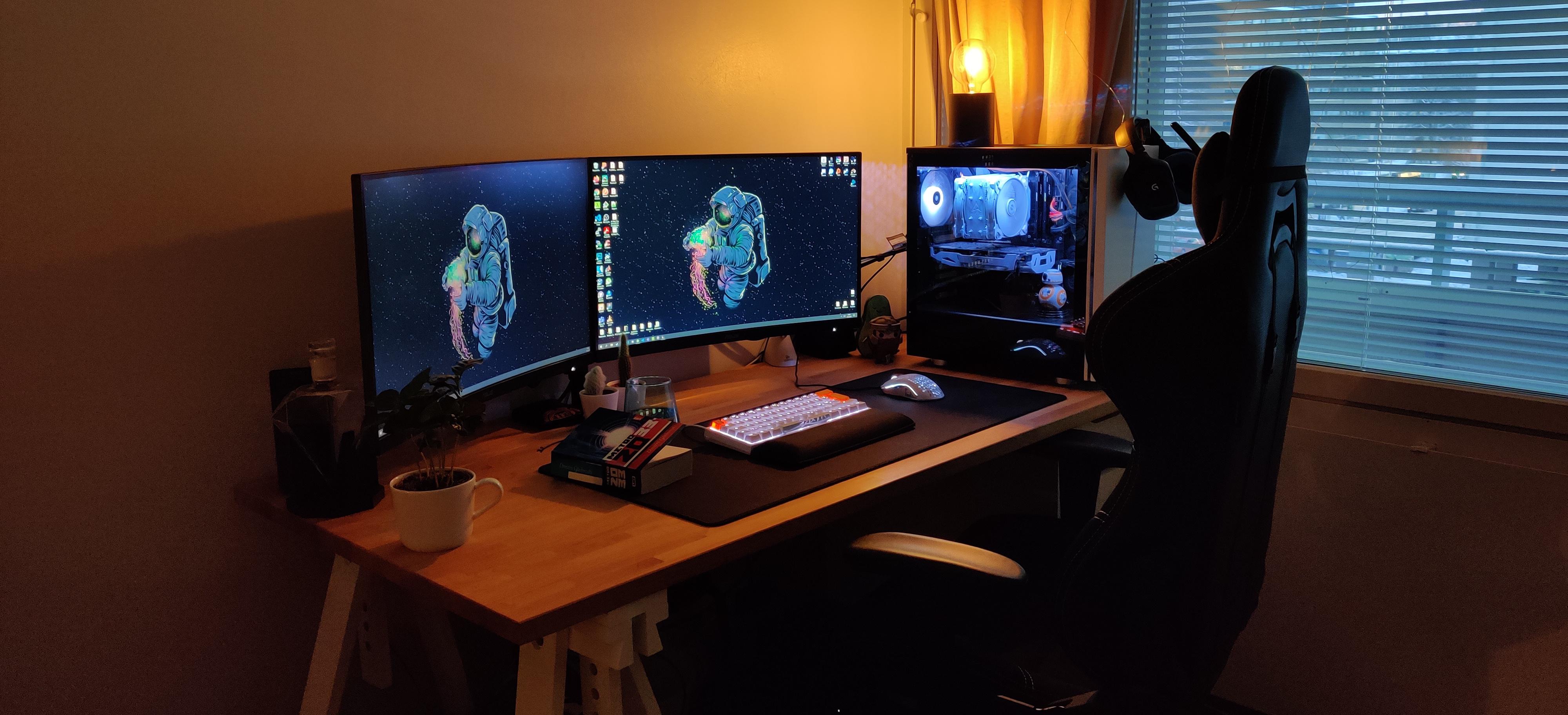My coding/gaming setup. Most recent upgrade is the desk. | Scrolller