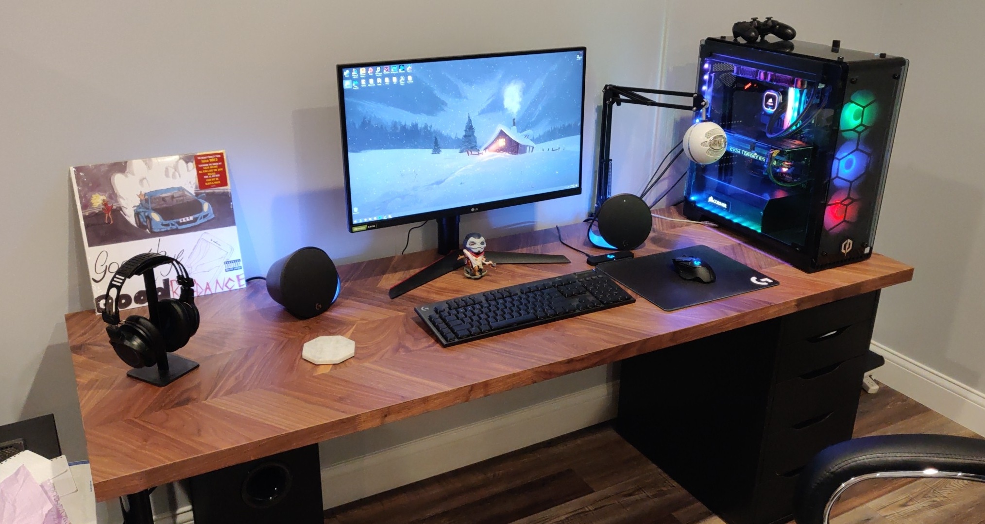 My Cozy WFH/Gaming Station | Scrolller