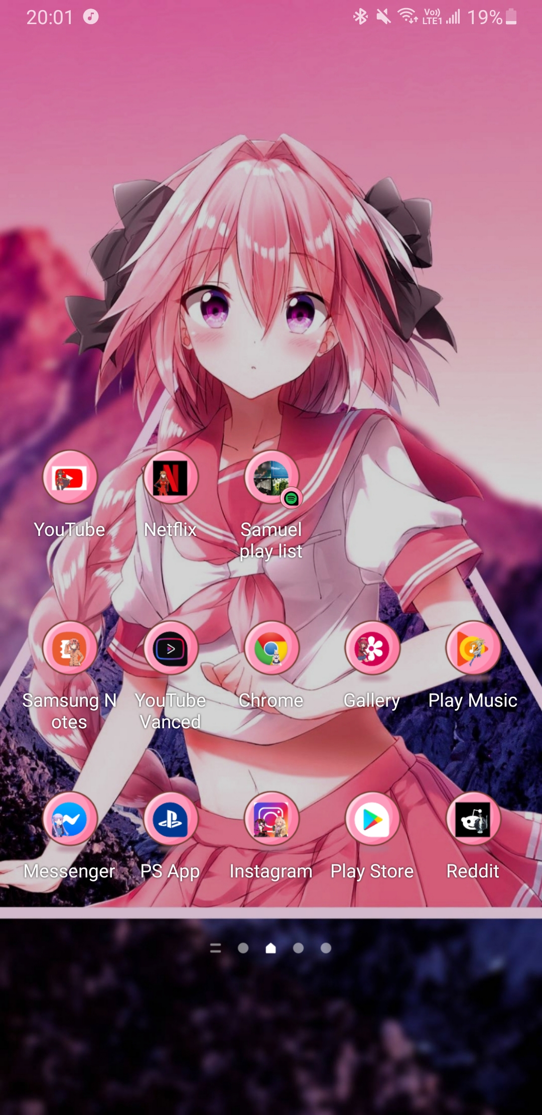 My cute af wallpaper and icons | Scrolller