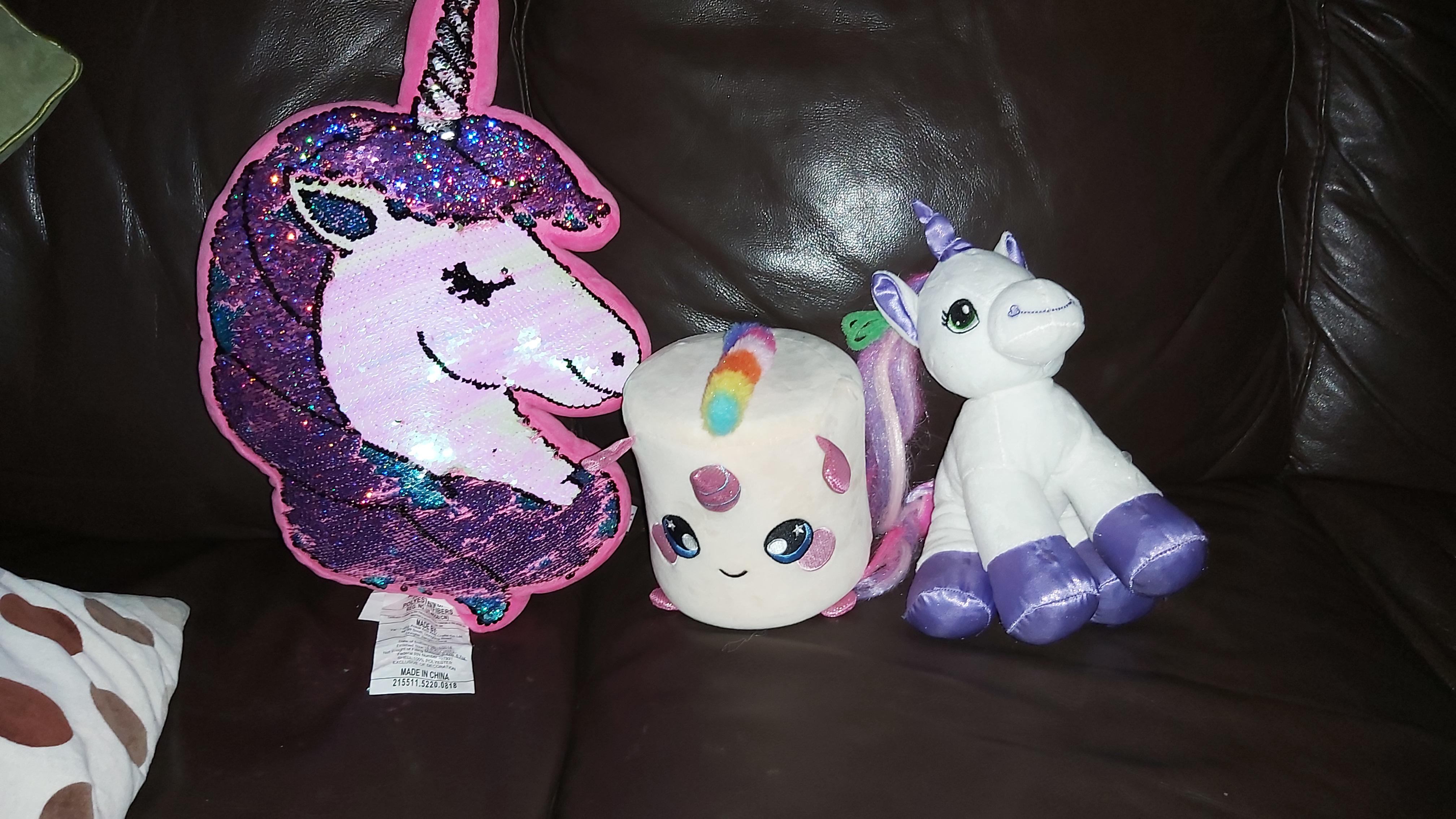 My daughter's unicorn toys | Scrolller