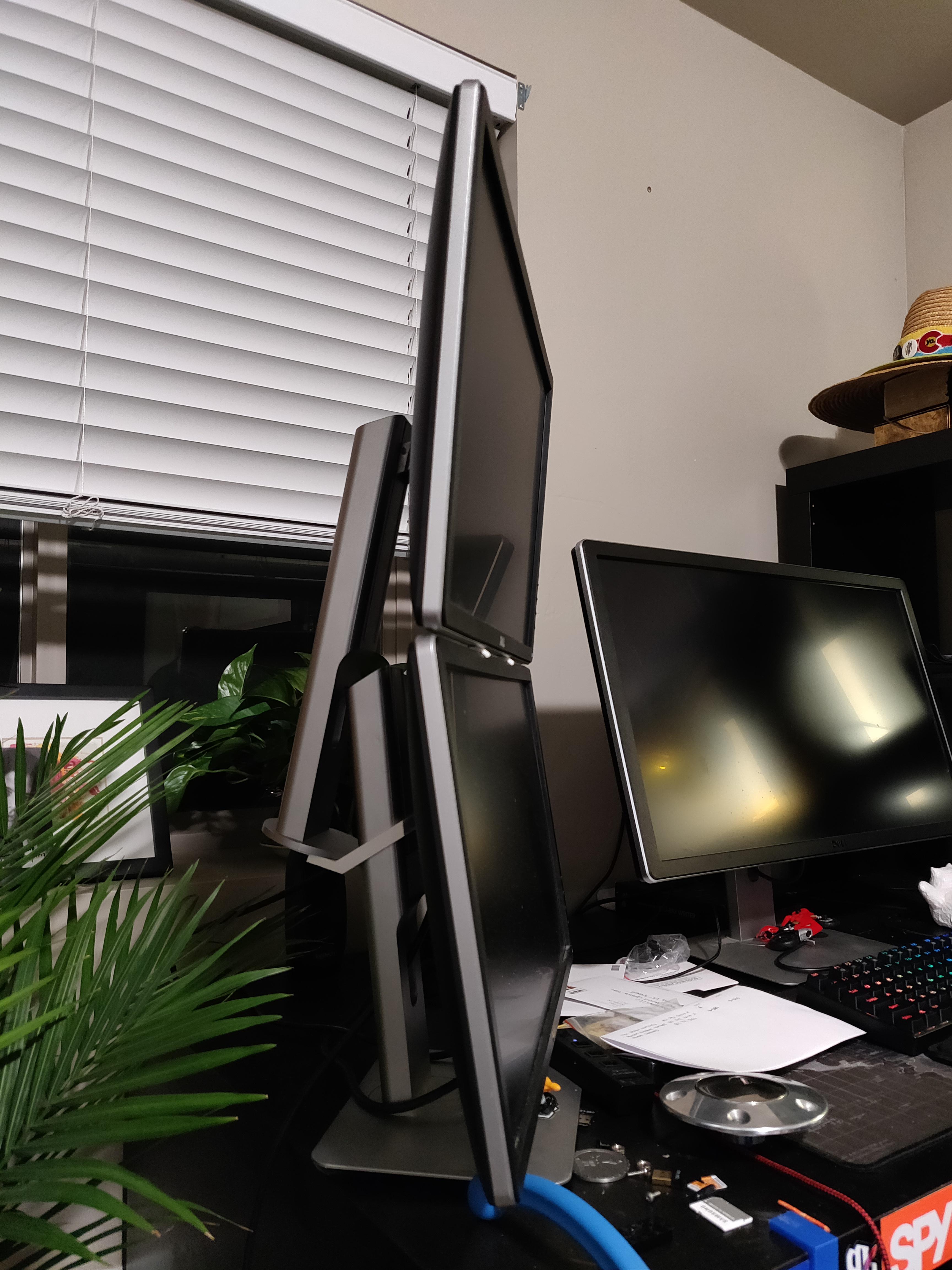 My dual monitor mount. | Scrolller