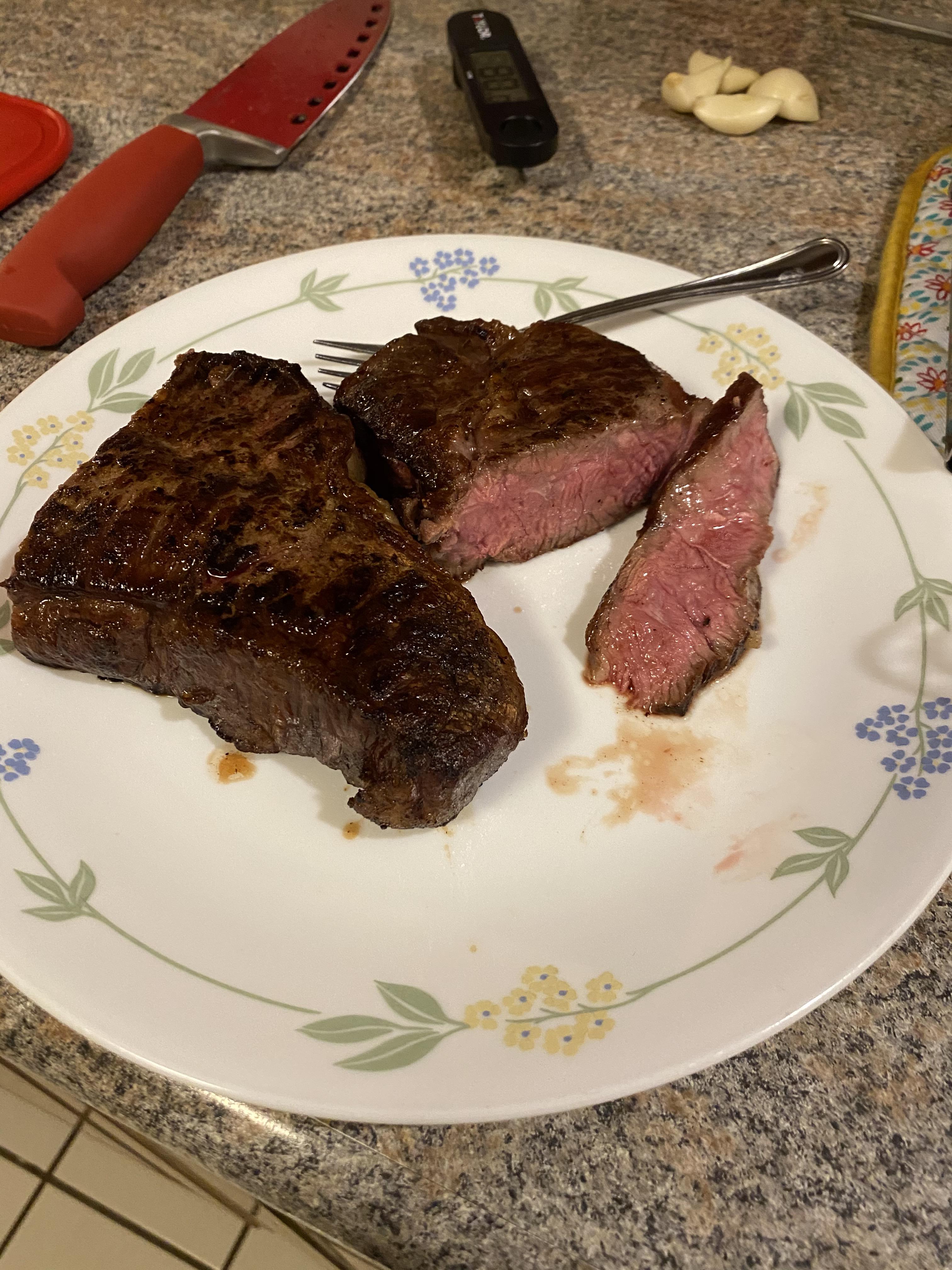 My first attempt at a real New York strip in cast iron? How did I do? | Scrolller