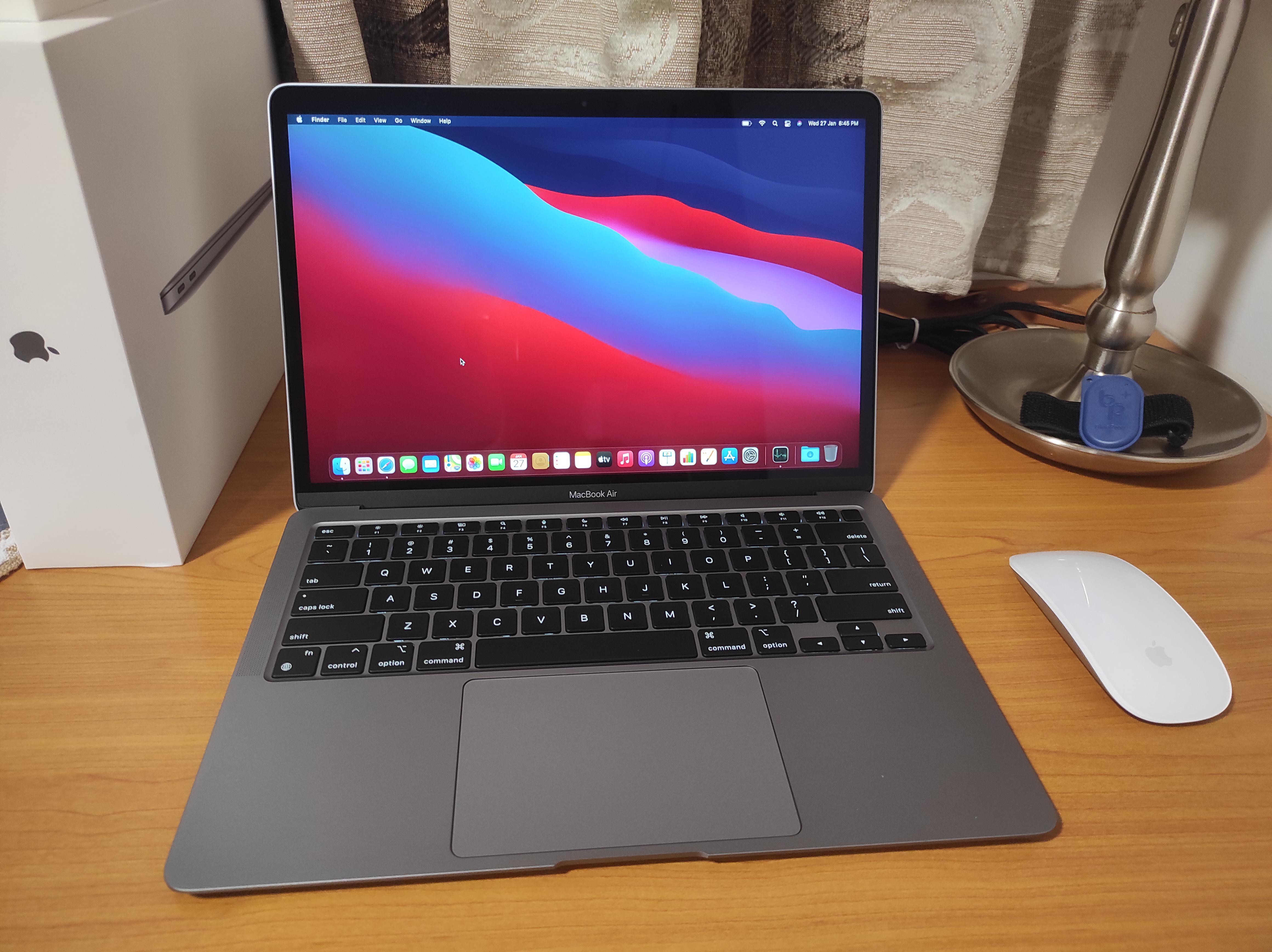 My first computer (M1 MacBook air), still trying to figure out how to use macOS 😂 | Scrolller