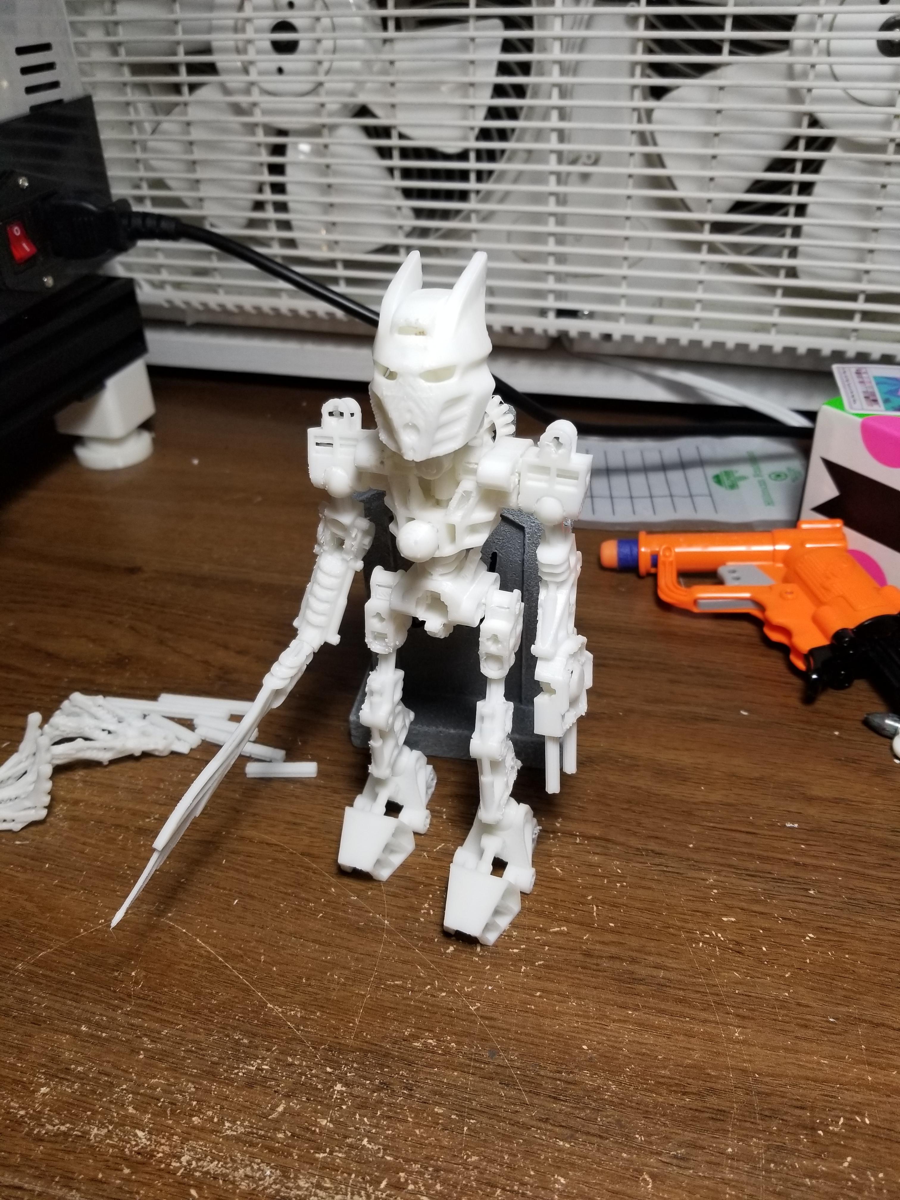 My first fully 3d printed bionicle! | Scrolller