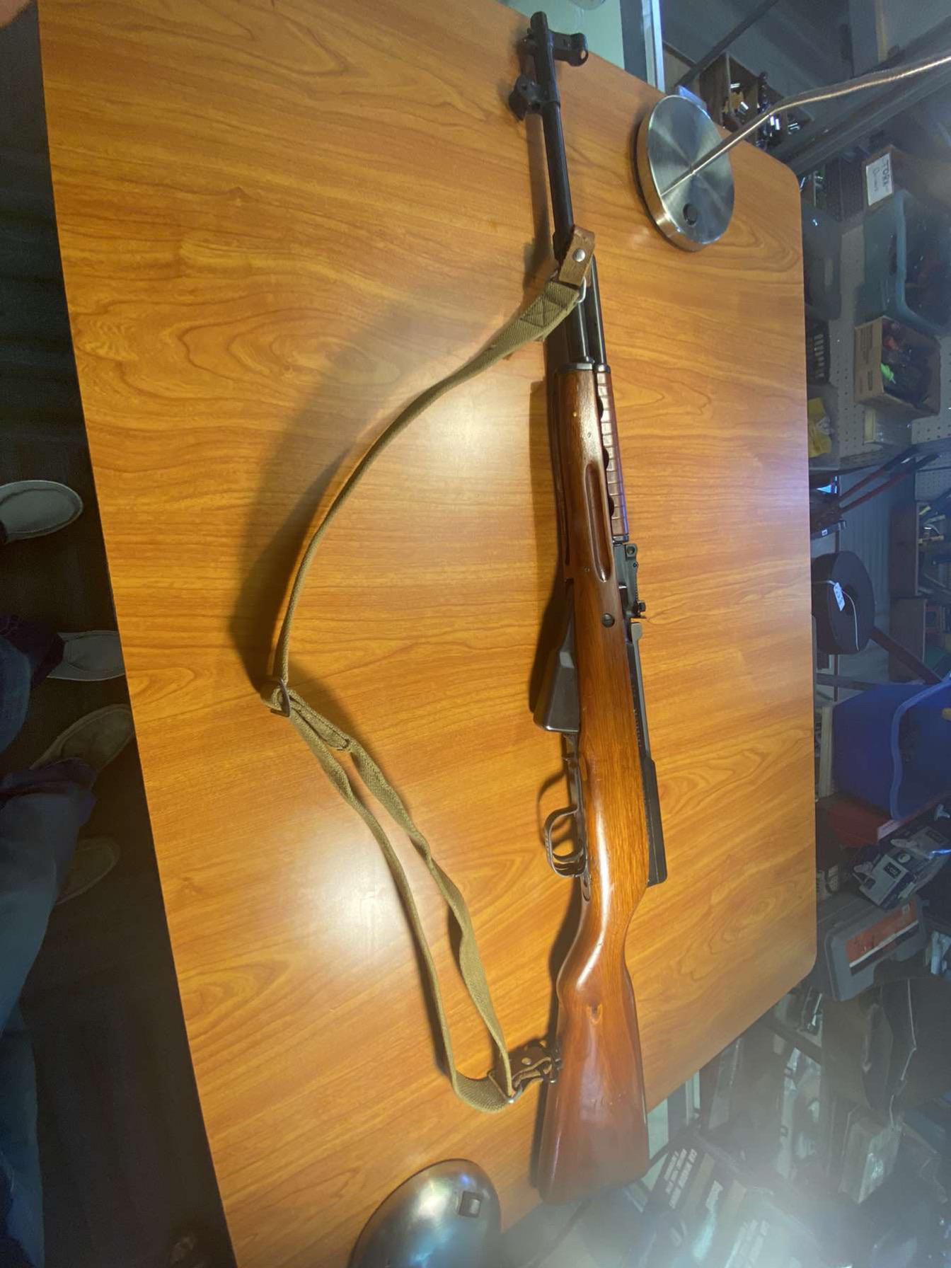 My first Norinco SKS with Bakelite handguard | Scrolller