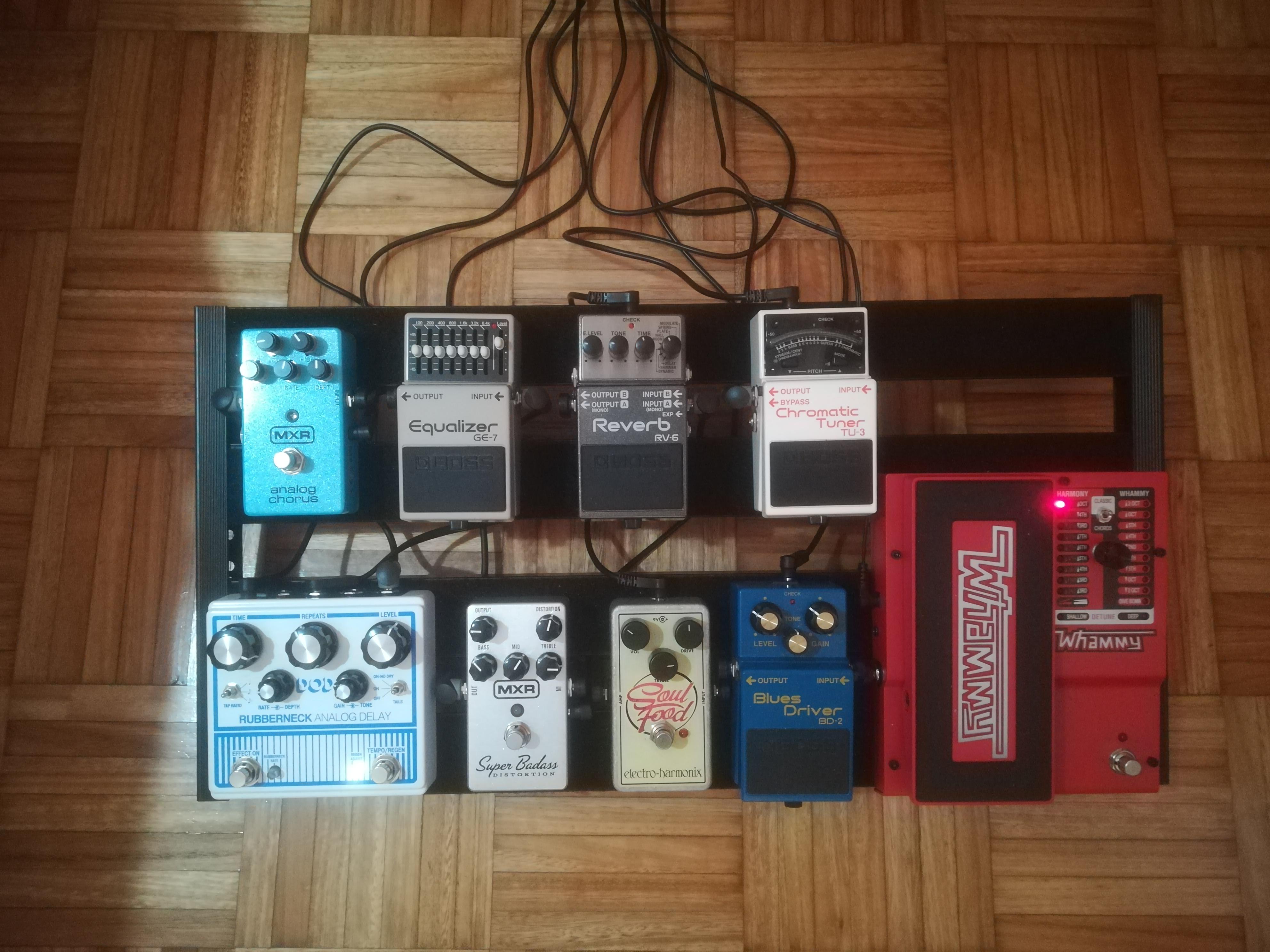 My first pedalboard | Scrolller