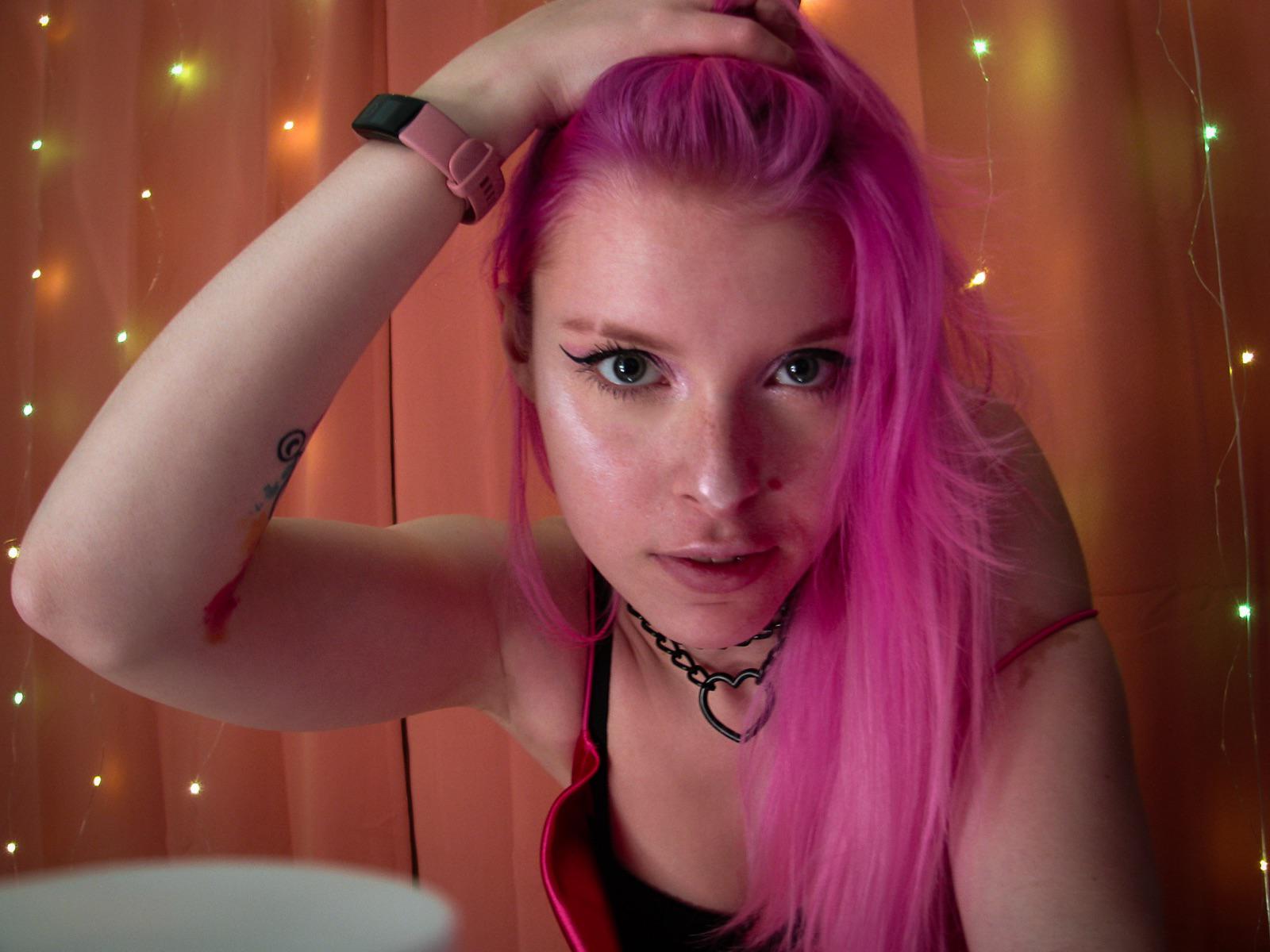 My first picture i took with my camera 📸 | Scrolller