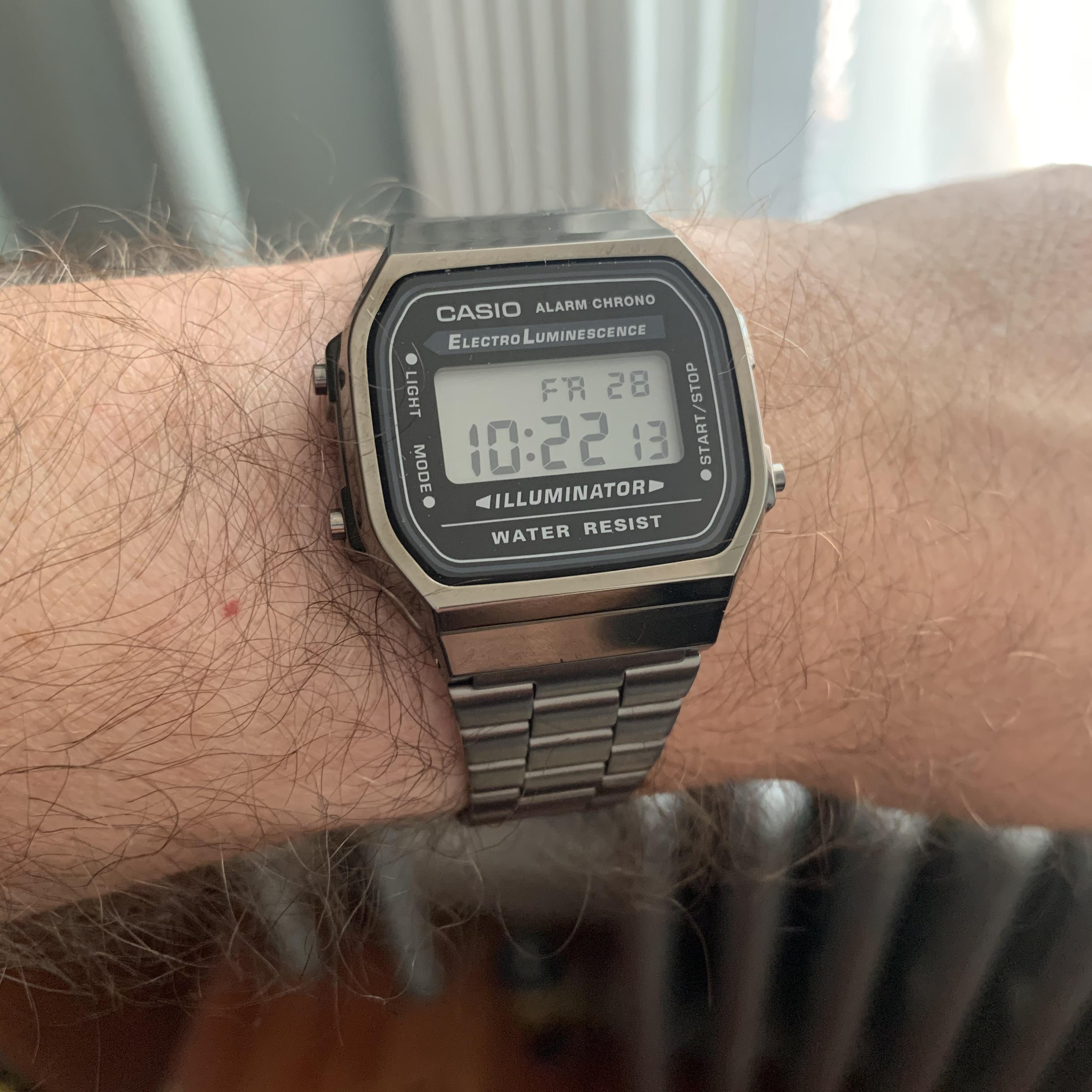 My first retro(ish) Casio | Scrolller