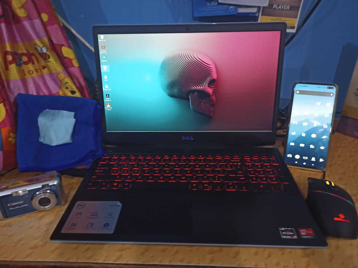 Discover more like GamingLaptops: My gaming and editing setup is finally complete!! (More ...