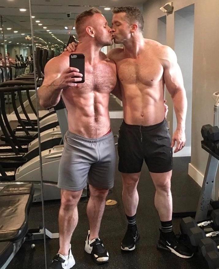 My gym bulge is bigger than bf’s. | Scrolller