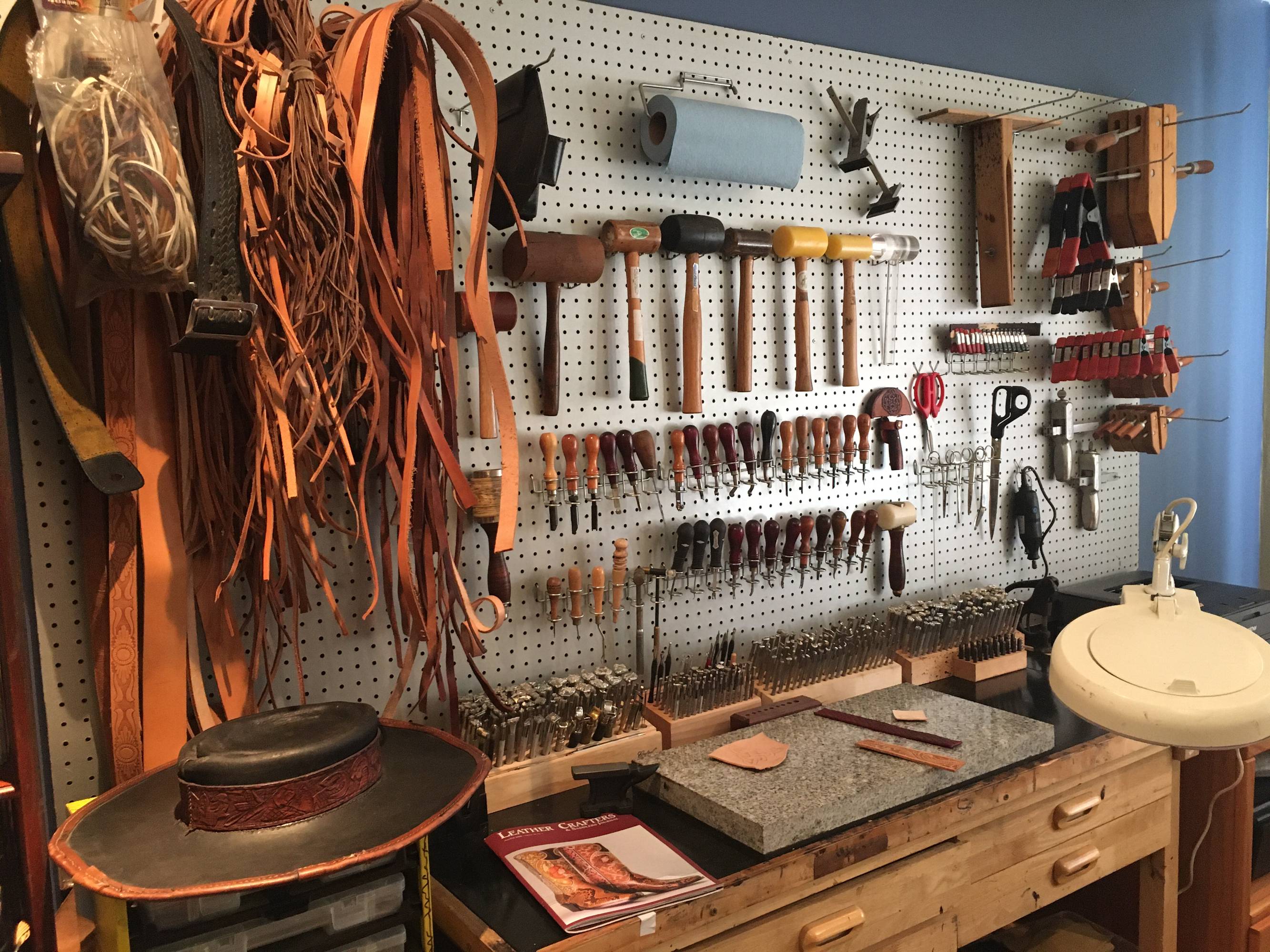My home office, now my leather workshop | Scrolller