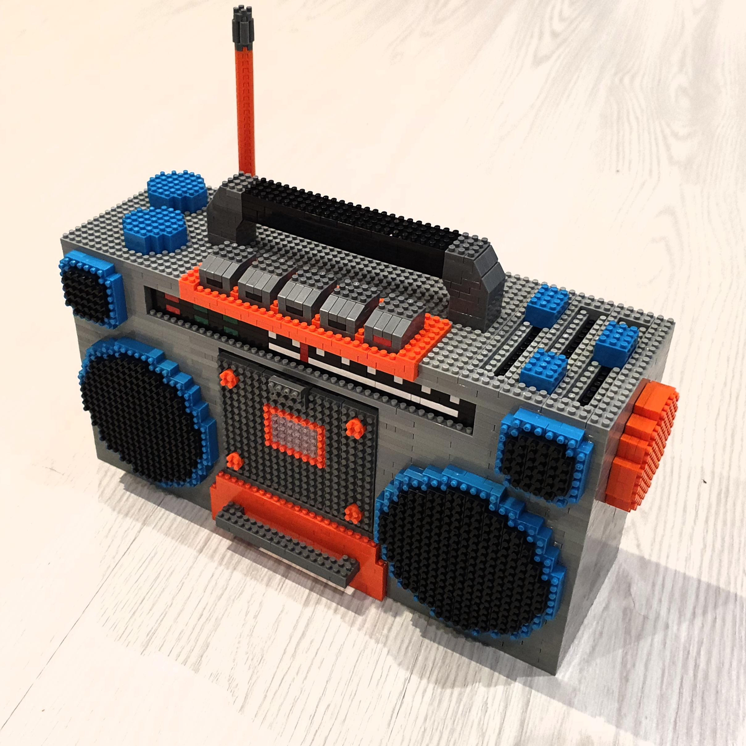 My own nanoblock creation - a retro boombox | Scrolller