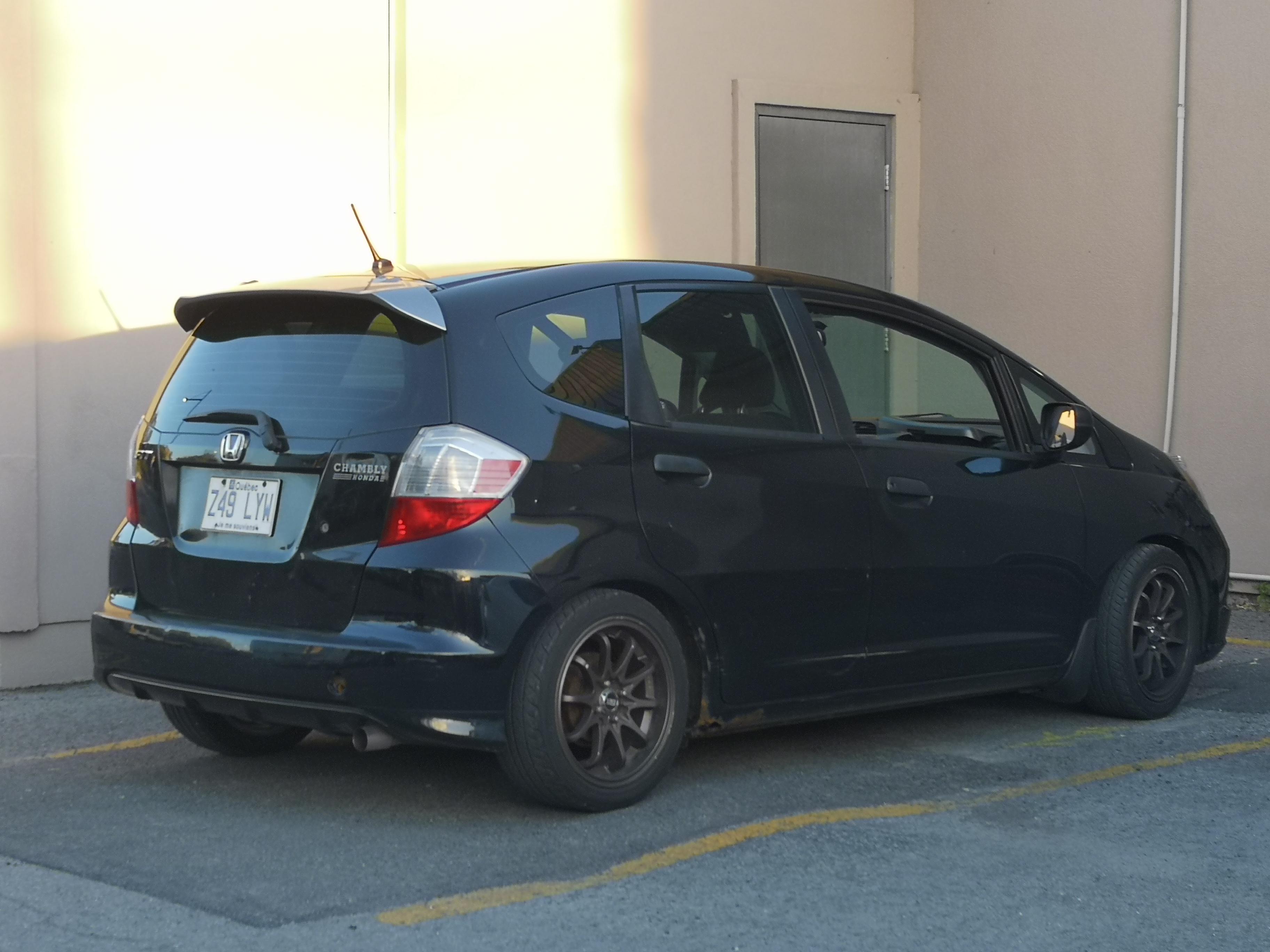 My little rusty 2nd Gen, just got her on YellowSpeedRacing coil overs, cant believe how well it ...