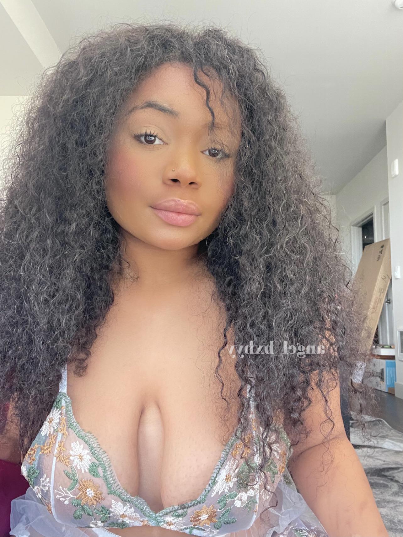 my onlyfans is on sale 😘 | Scrolller