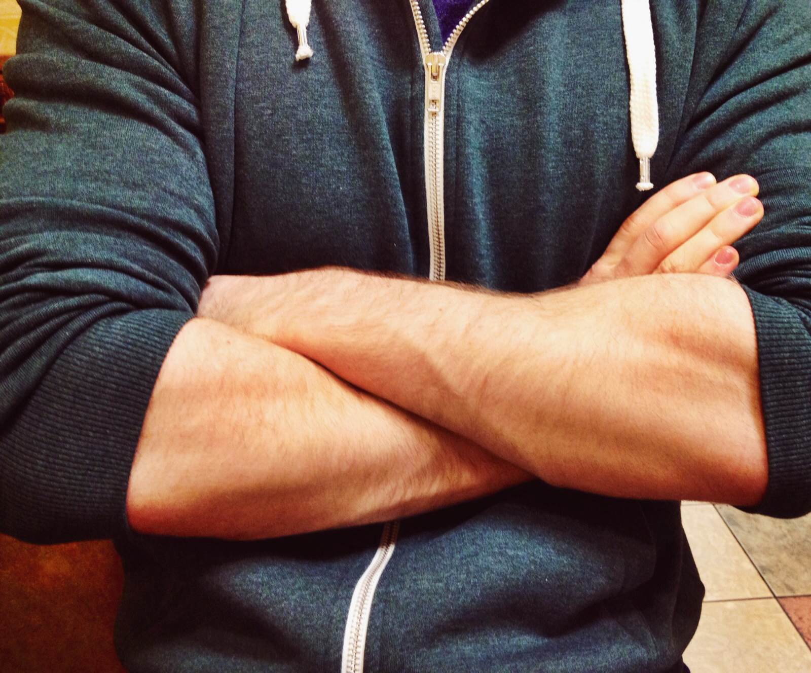 My roommate has pretty nice forearms... | Scrolller