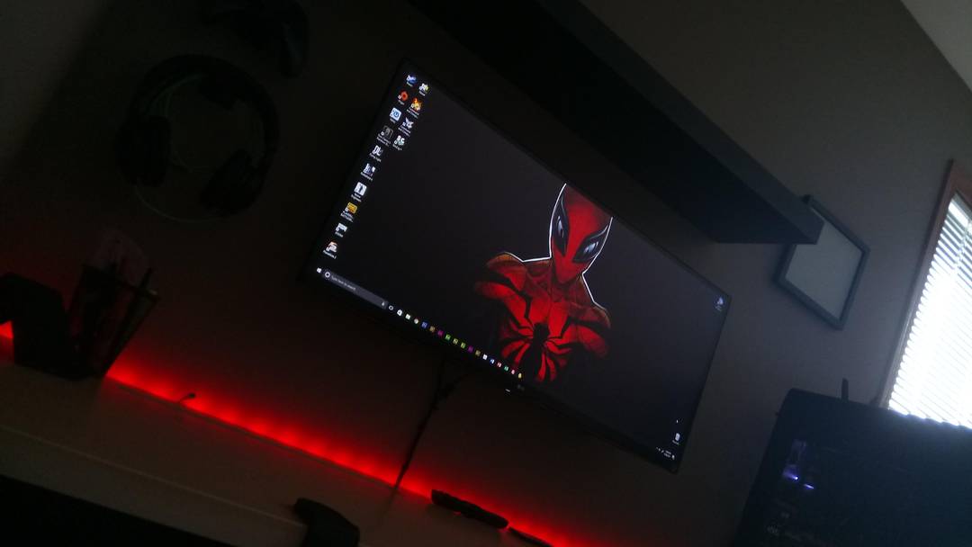 My Setup (Spidey Mode) | Scrolller