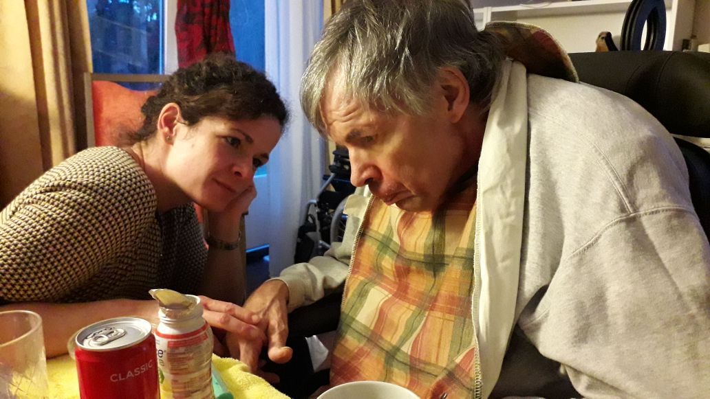 My sister mirin my dad. | Scrolller