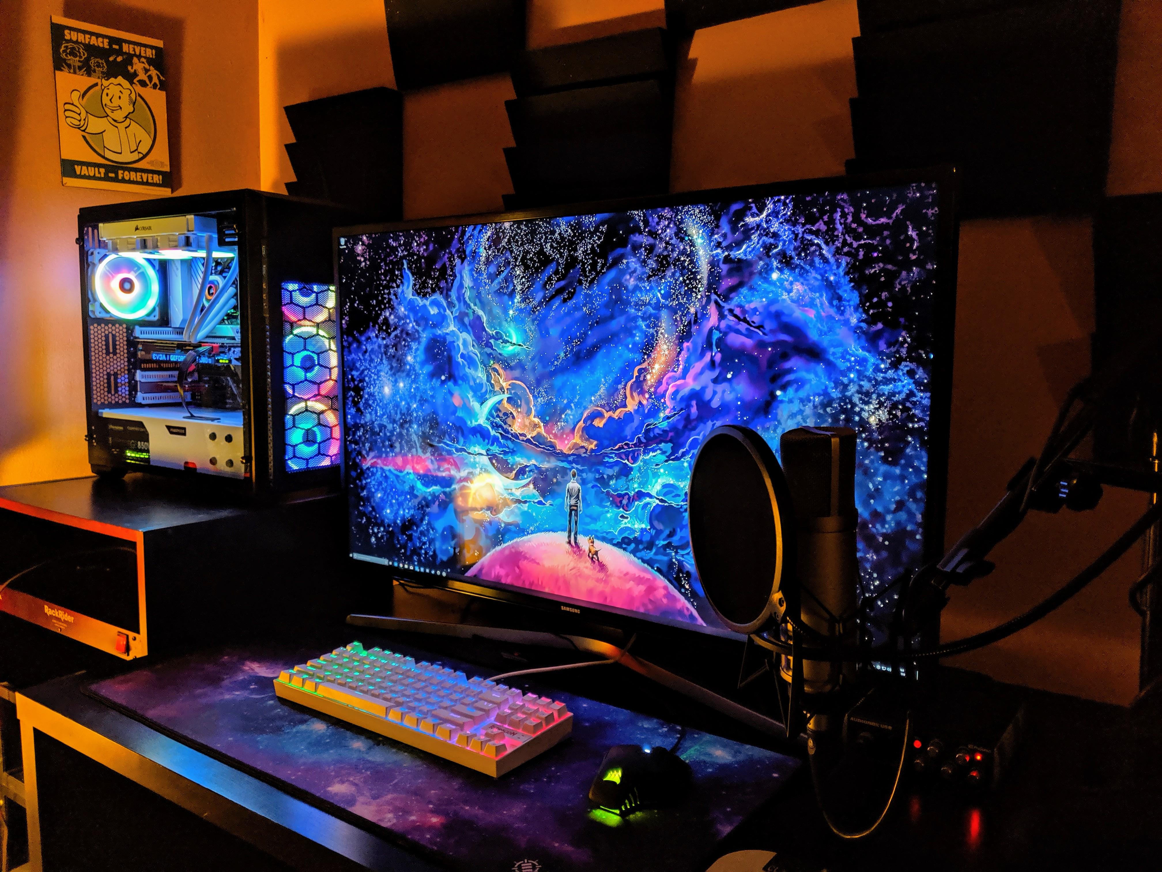 My Spaceship. | Scrolller