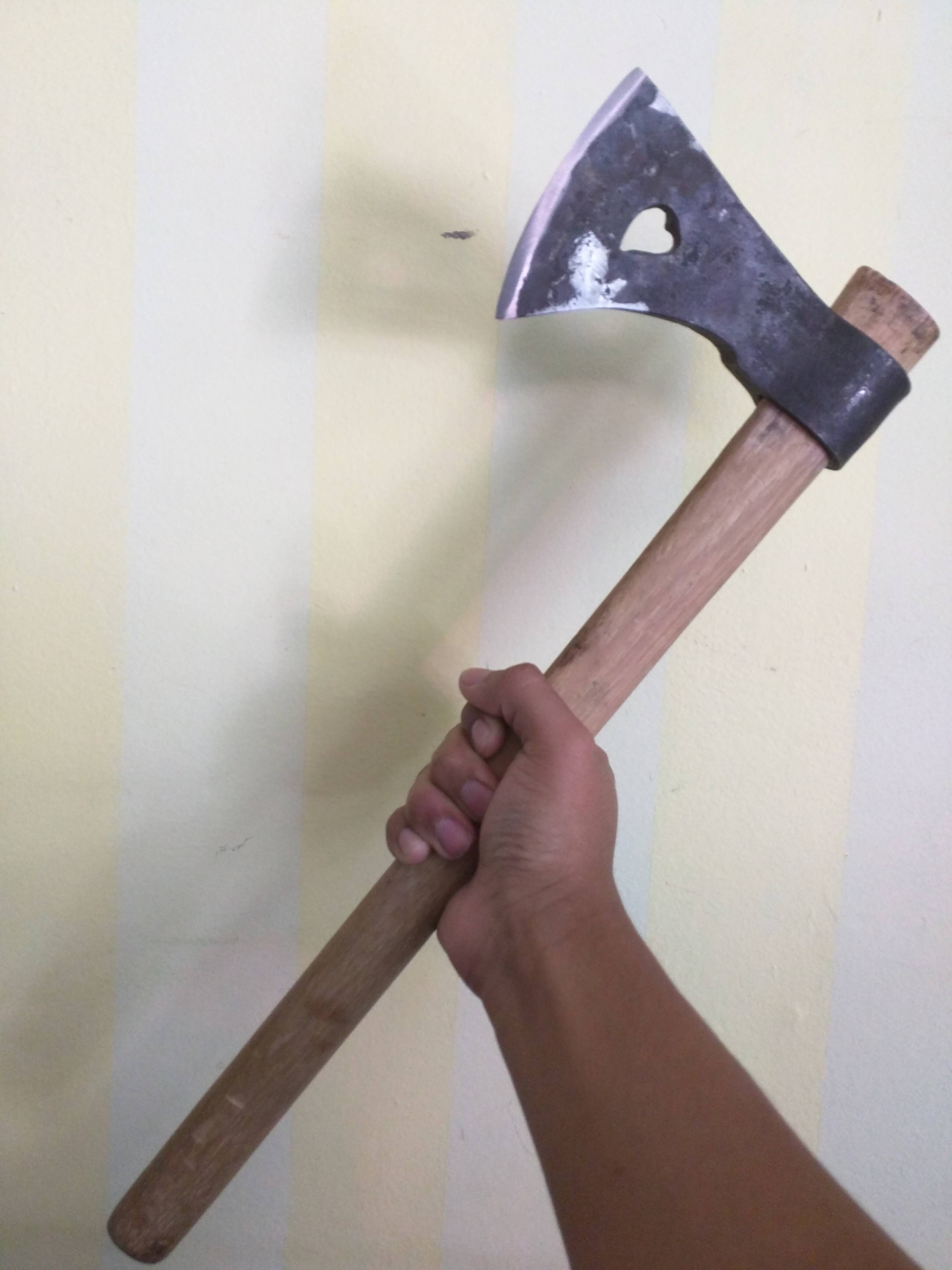 My tomahawk | Scrolller