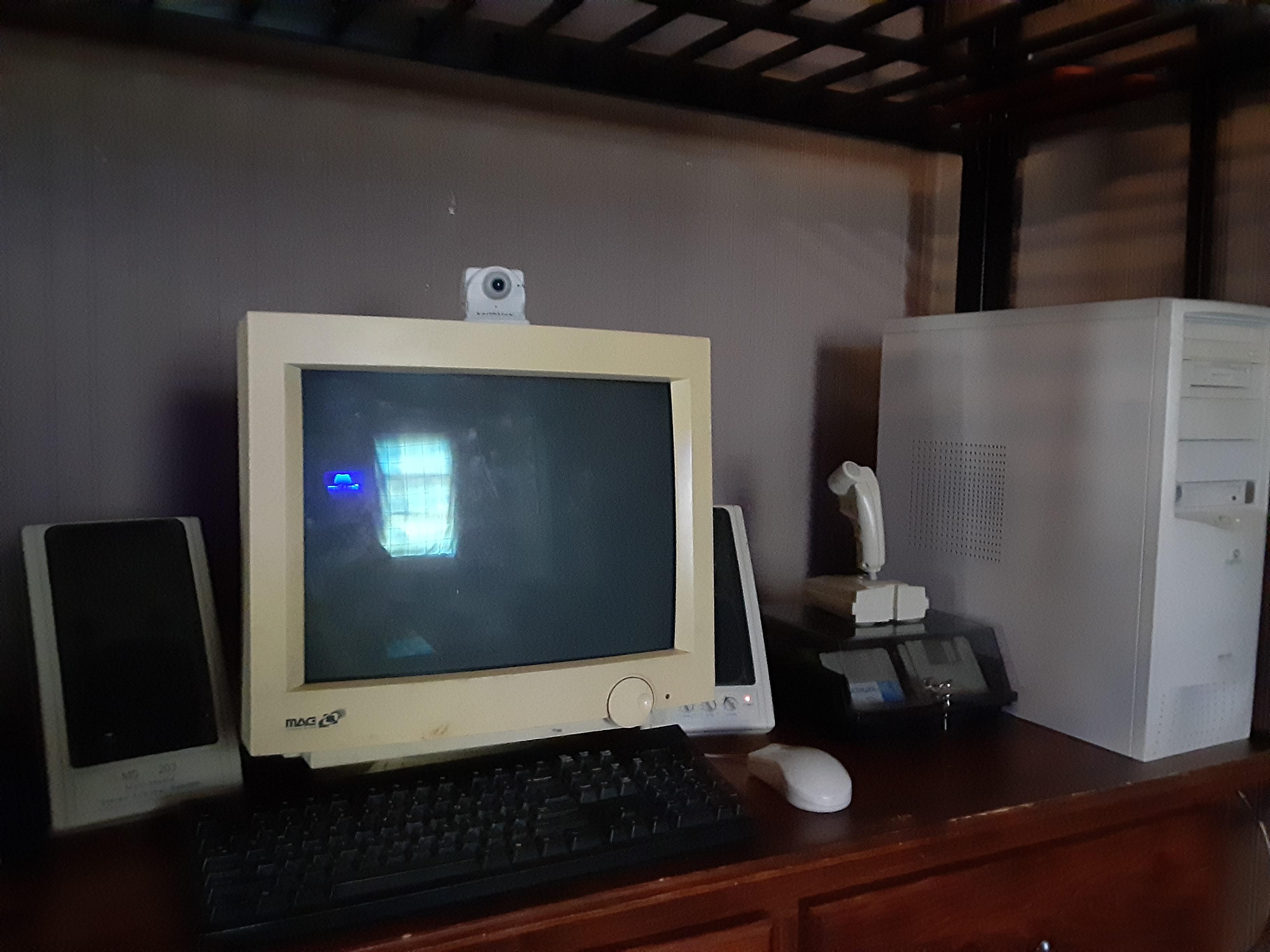 My Windows 95 Setup | Scrolller