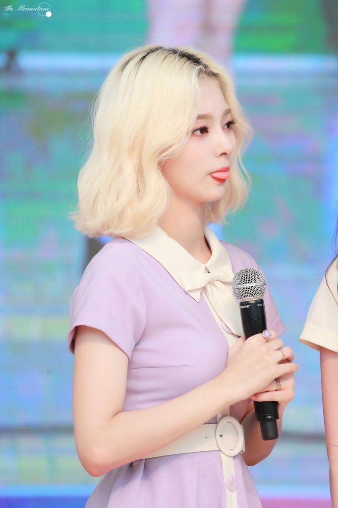 Nakko blep | Scrolller