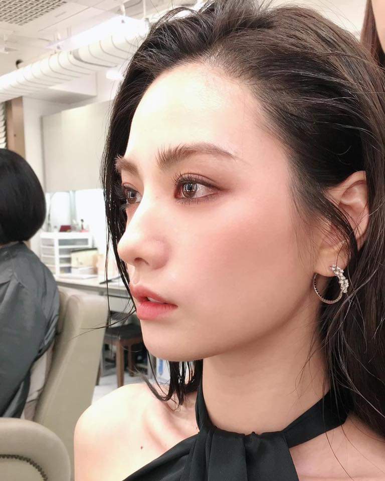 Nana's side showing class of 'World's Beauty' | Scrolller