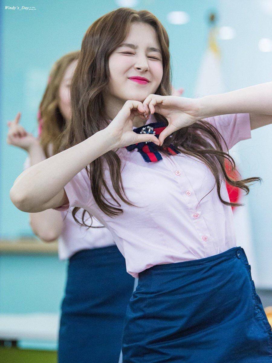 Nancy Mondays | Scrolller