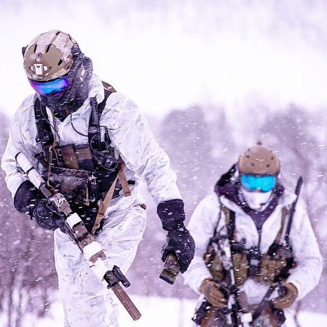 Navy SEALs at a Arctic Training exercise | Scrolller