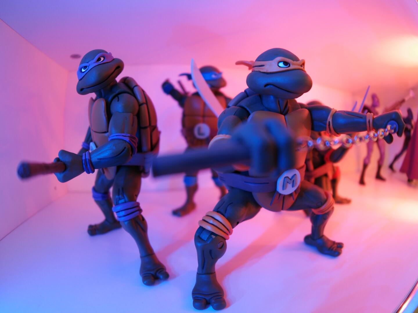 Neca Turles ULTRA WIDE | Scrolller