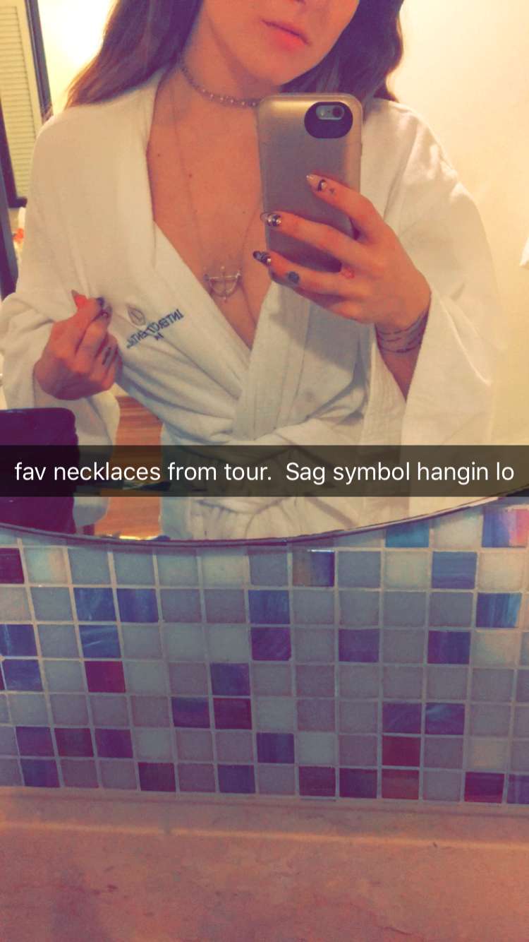 Necklace | Scrolller