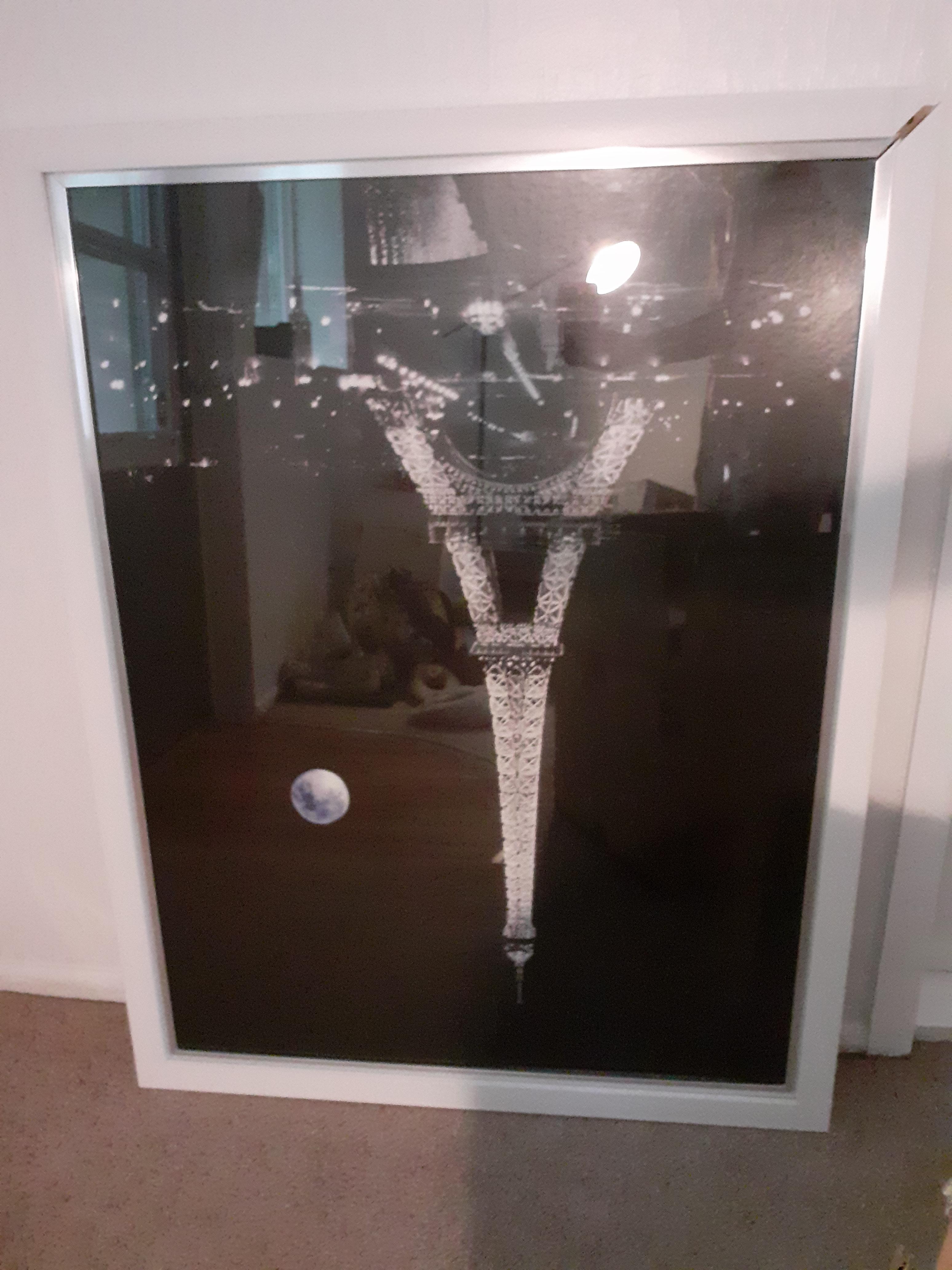 Need help finding frame like this | Scrolller