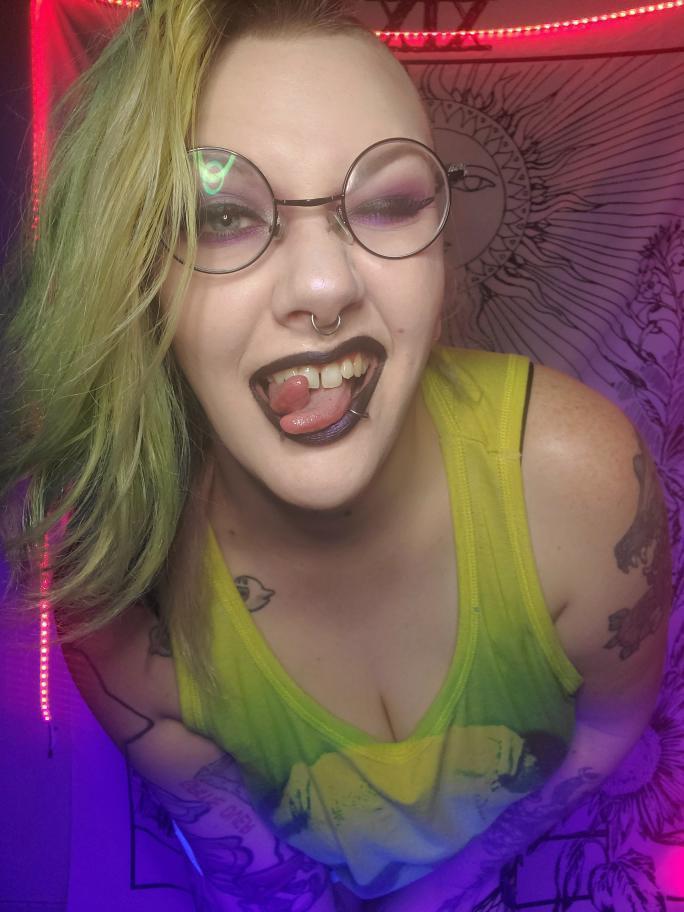 Neon goth? | Scrolller