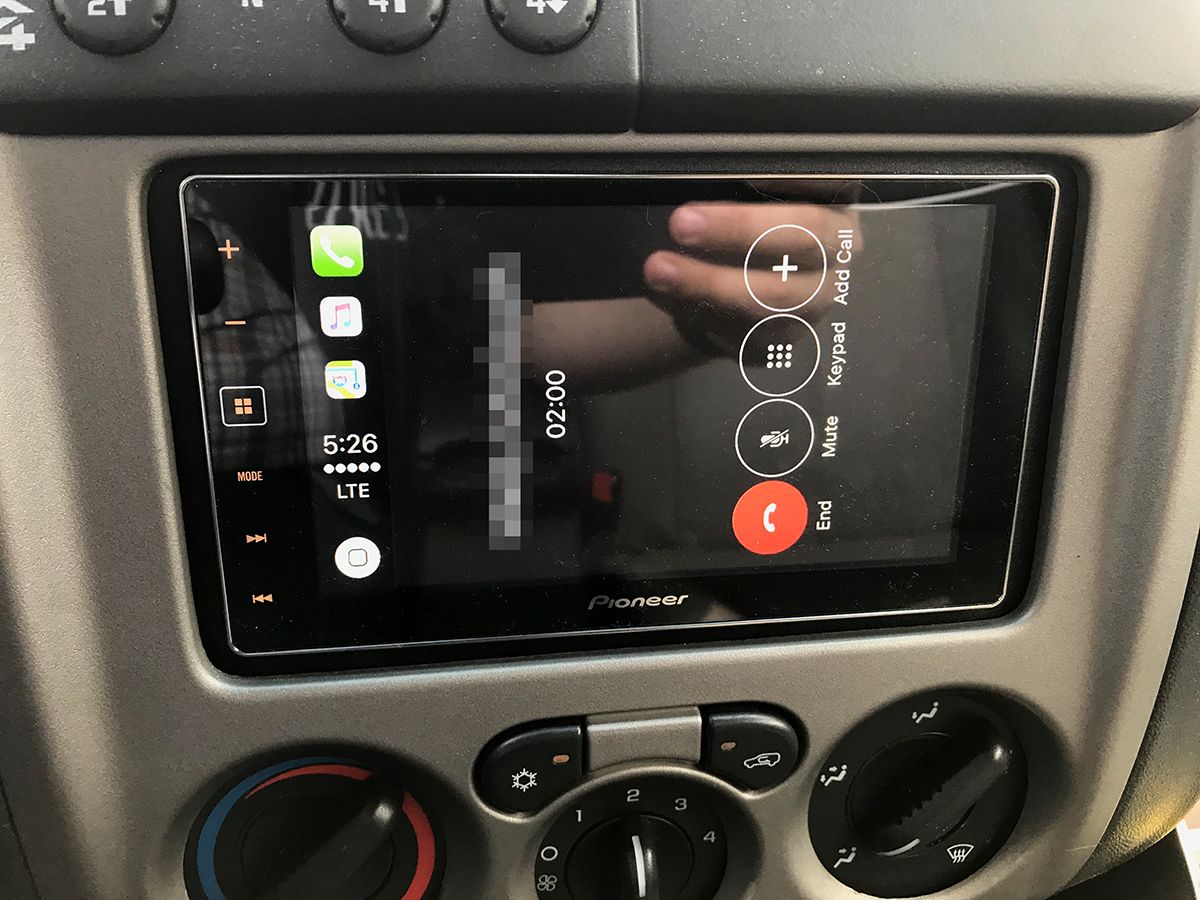 Never seen CarPlay do this before (SPH-DA120) | Scrolller