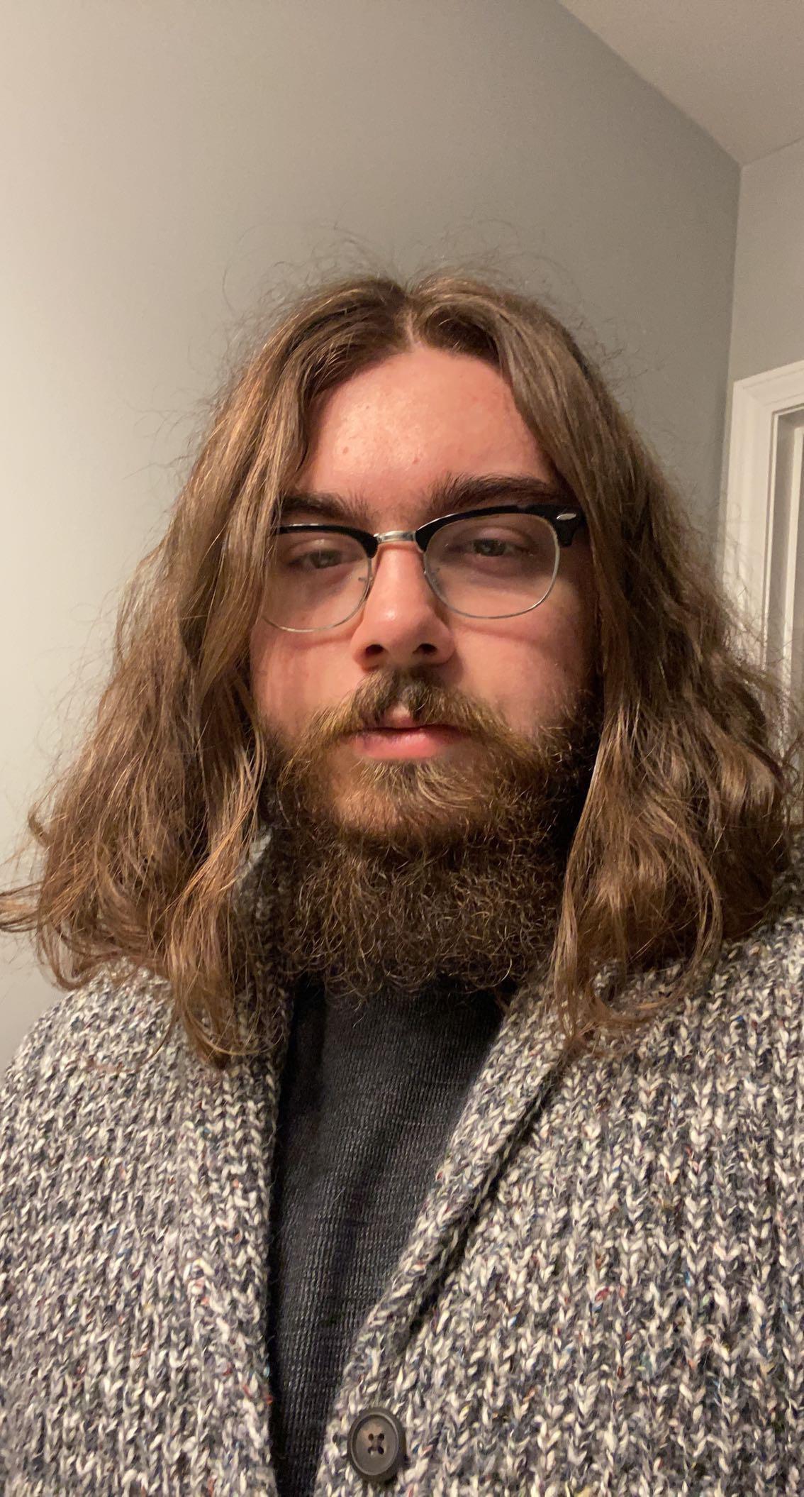 New here, but here’s a Christmas selfie of Jesus himself. [M 23] | Scrolller
