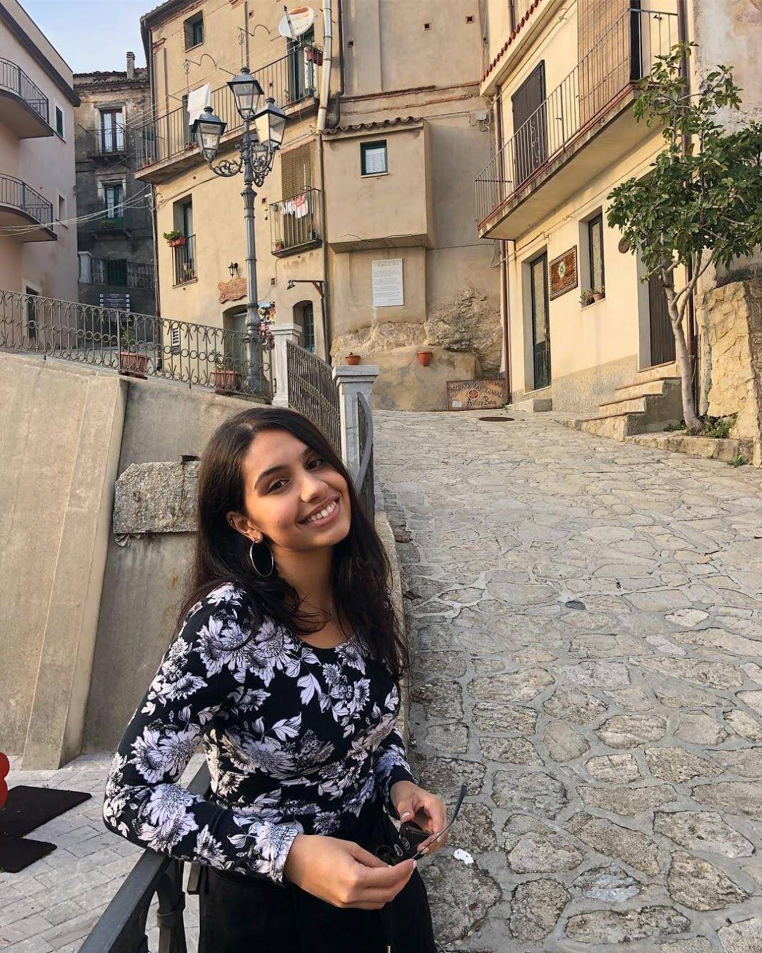 New IG pic from Alessia. | Scrolller