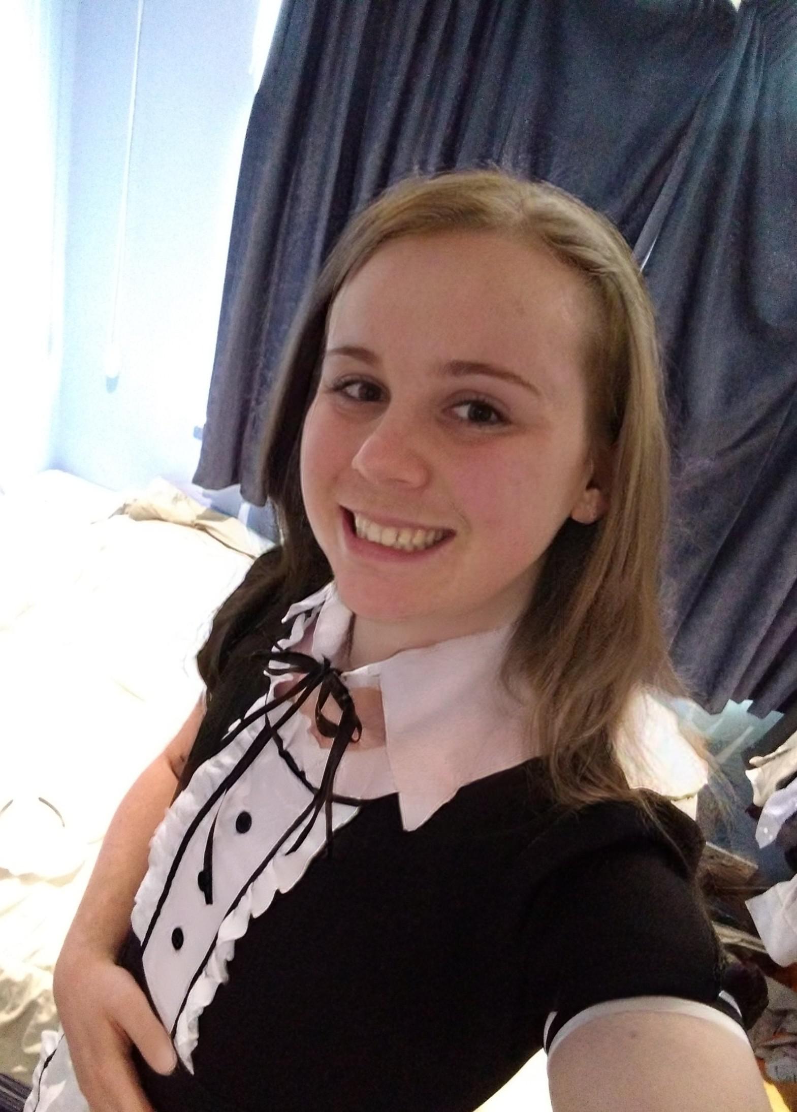 New maid outfit 🥰 | Scrolller