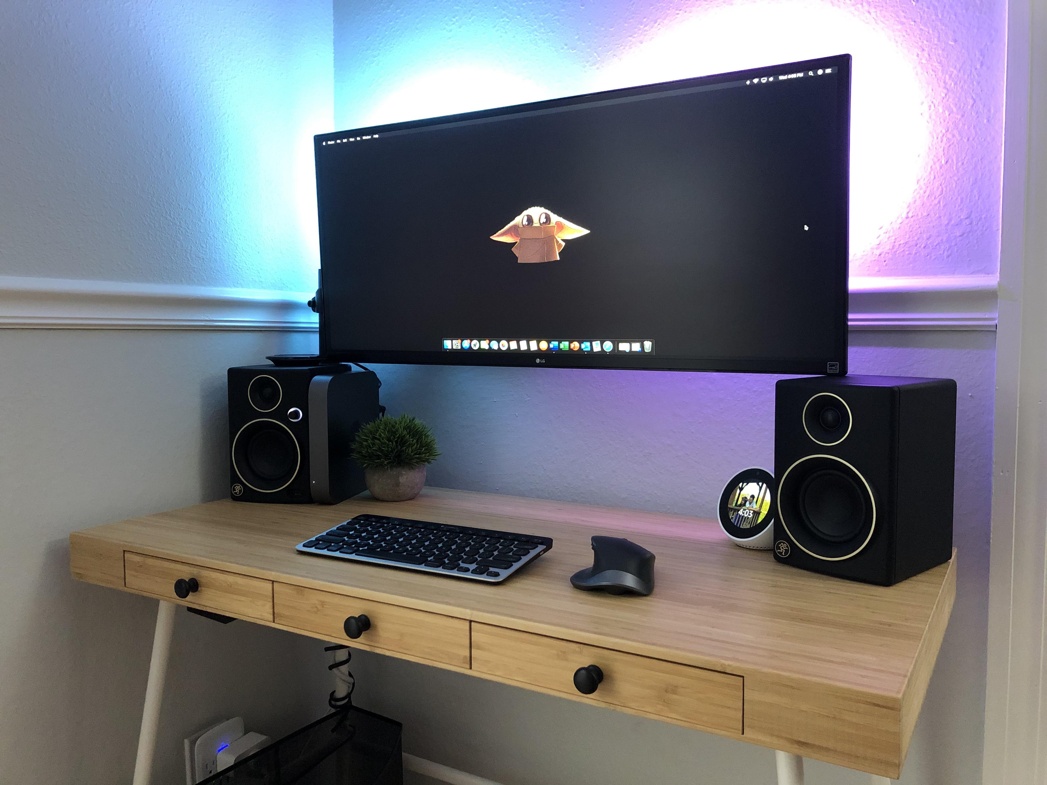 New minimalistic setup. | Scrolller