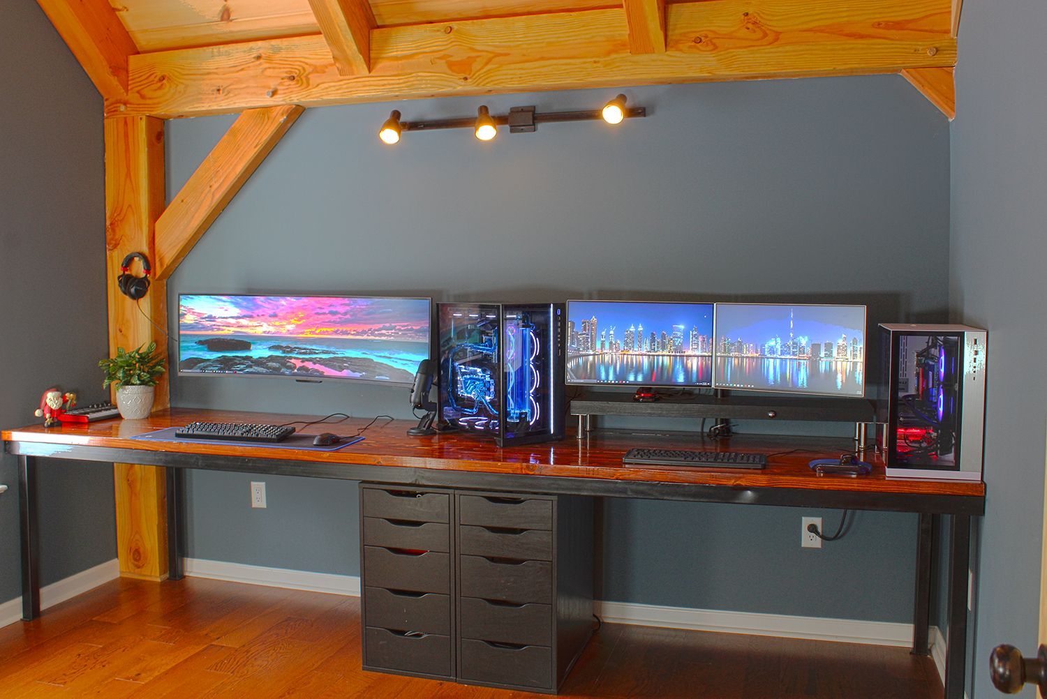 New PC and New Office Space | Scrolller