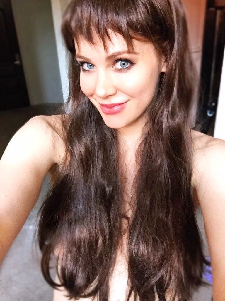 Nice eyes | Scrolller