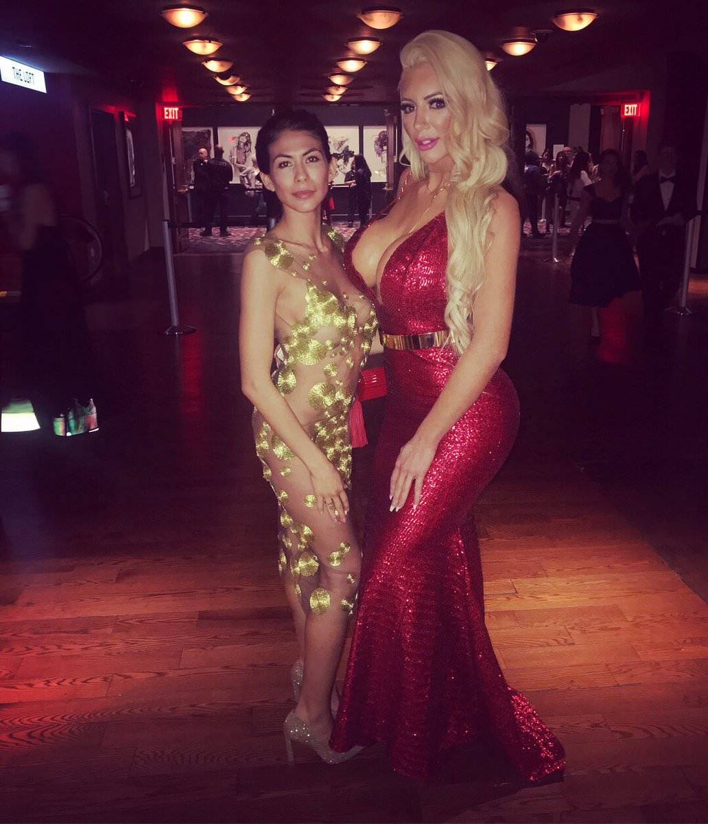 Nicolette with Heather Vahn at AVN | Scrolller