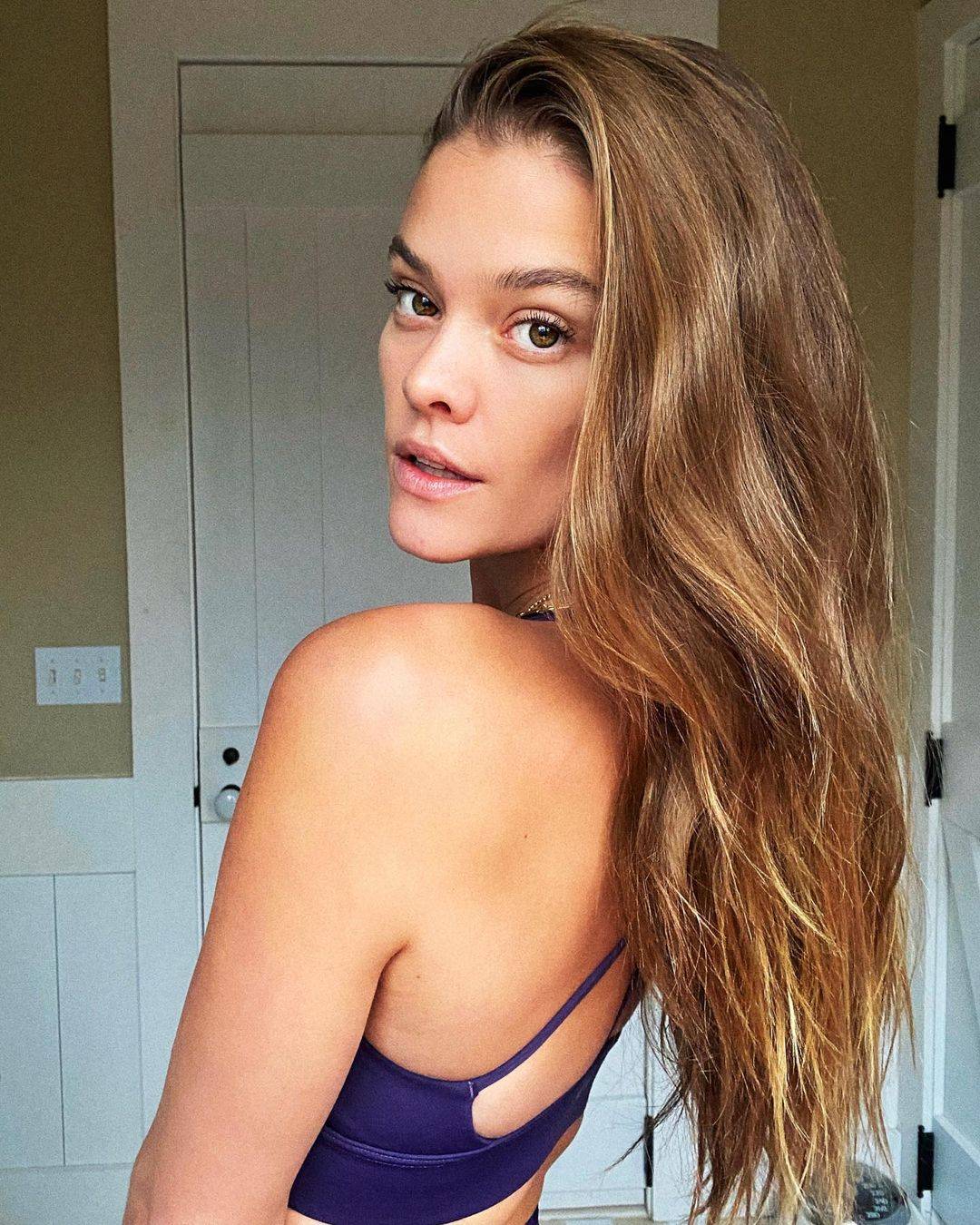 Nina Agdal | Scrolller