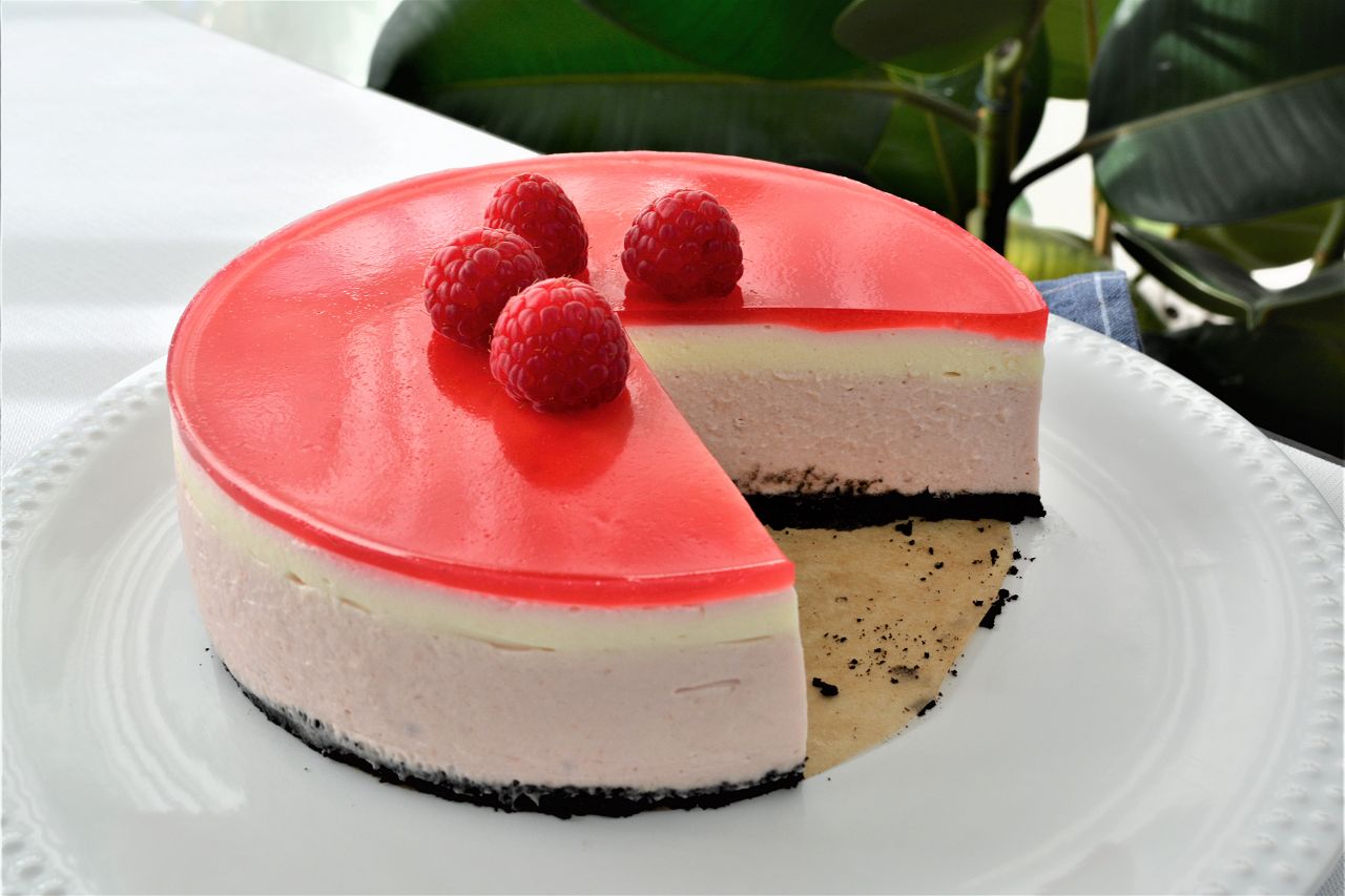 No Bake Raspberry Cheesecake Recipe | Scrolller