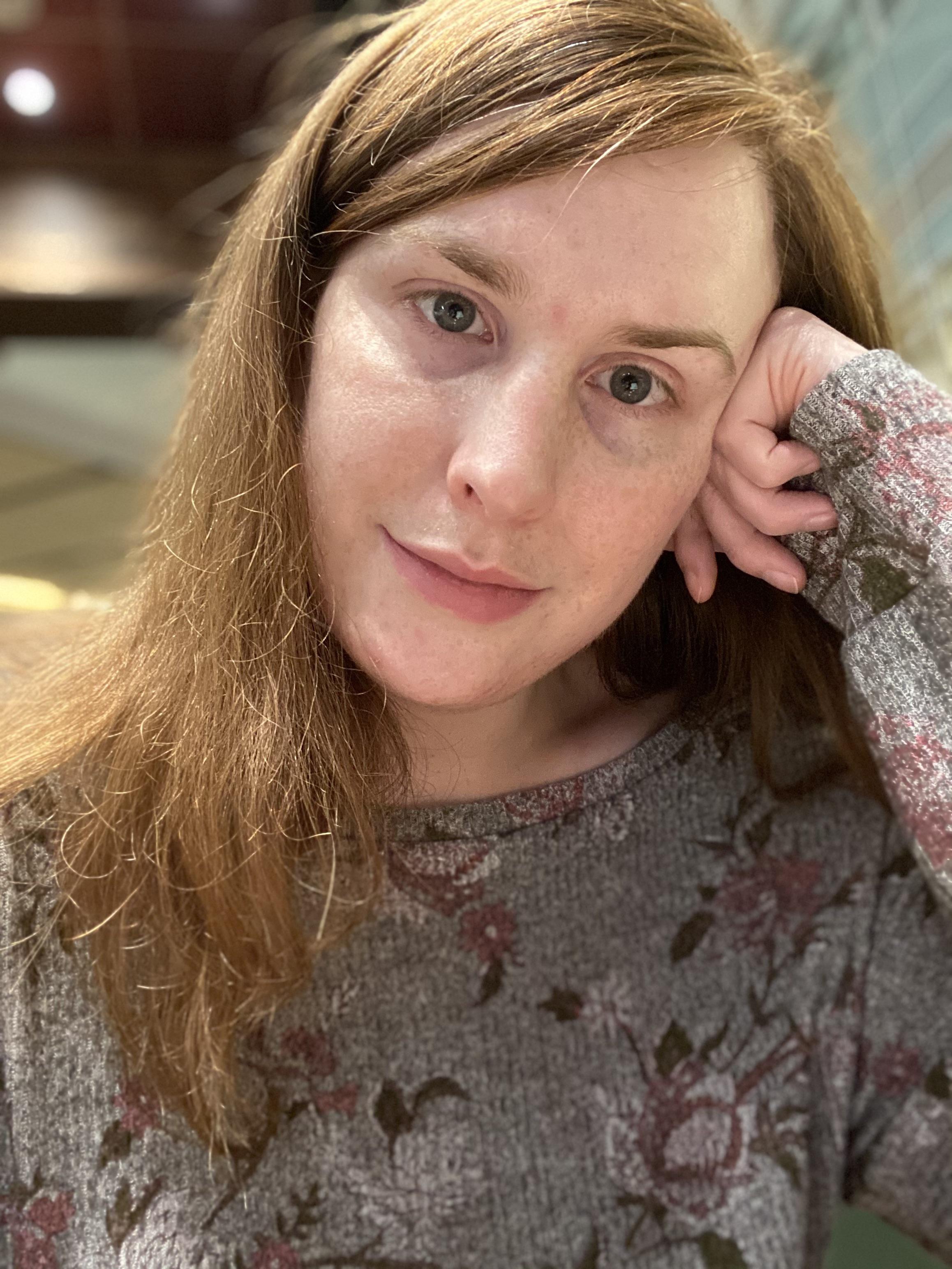 No makeup. Messy hair. Frumpy clothes. And I’m still feeling cute ...