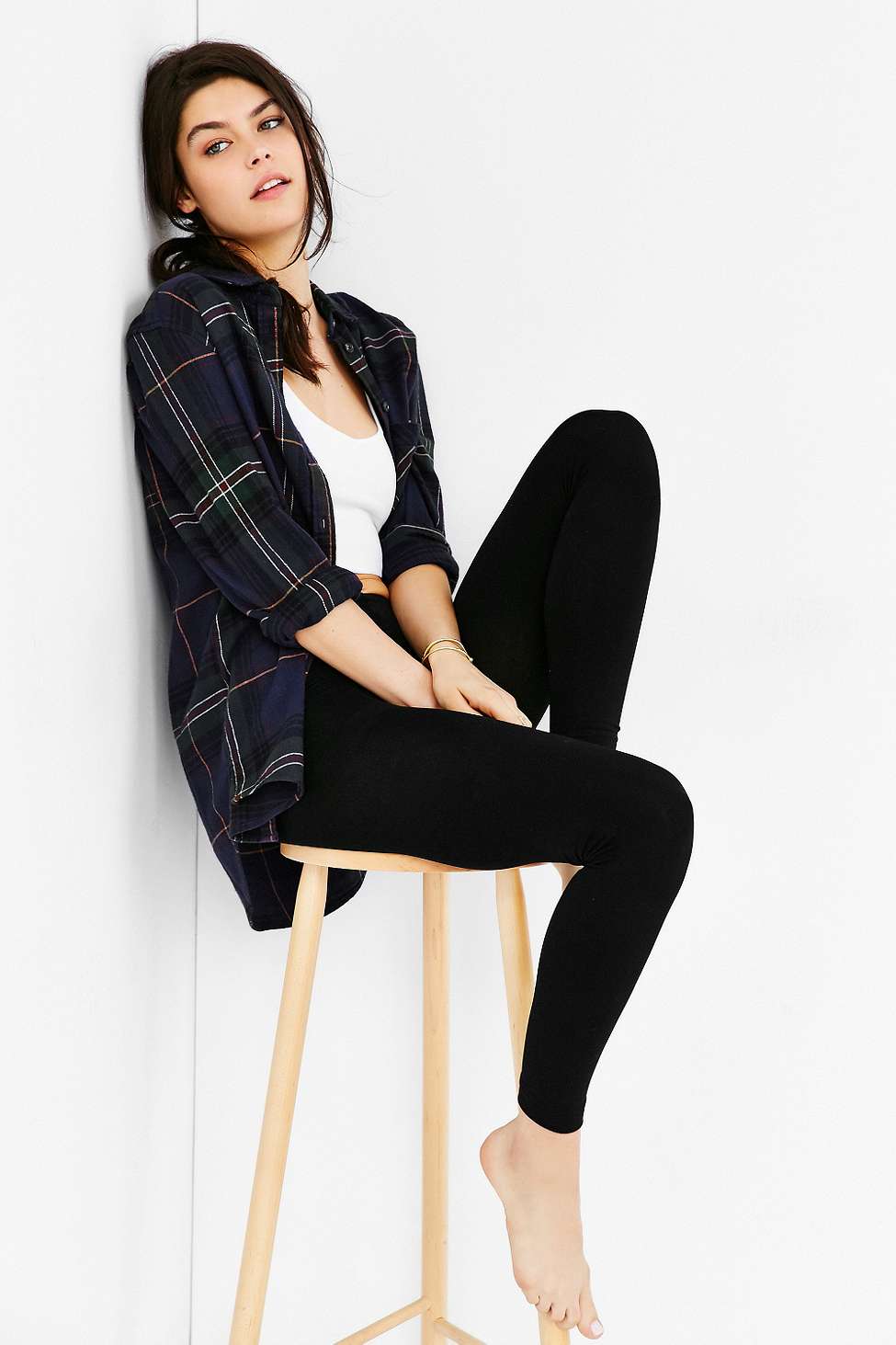 (non nude) extremely seductive in her open shirt [x-post /r/ffnbps] | Scrolller