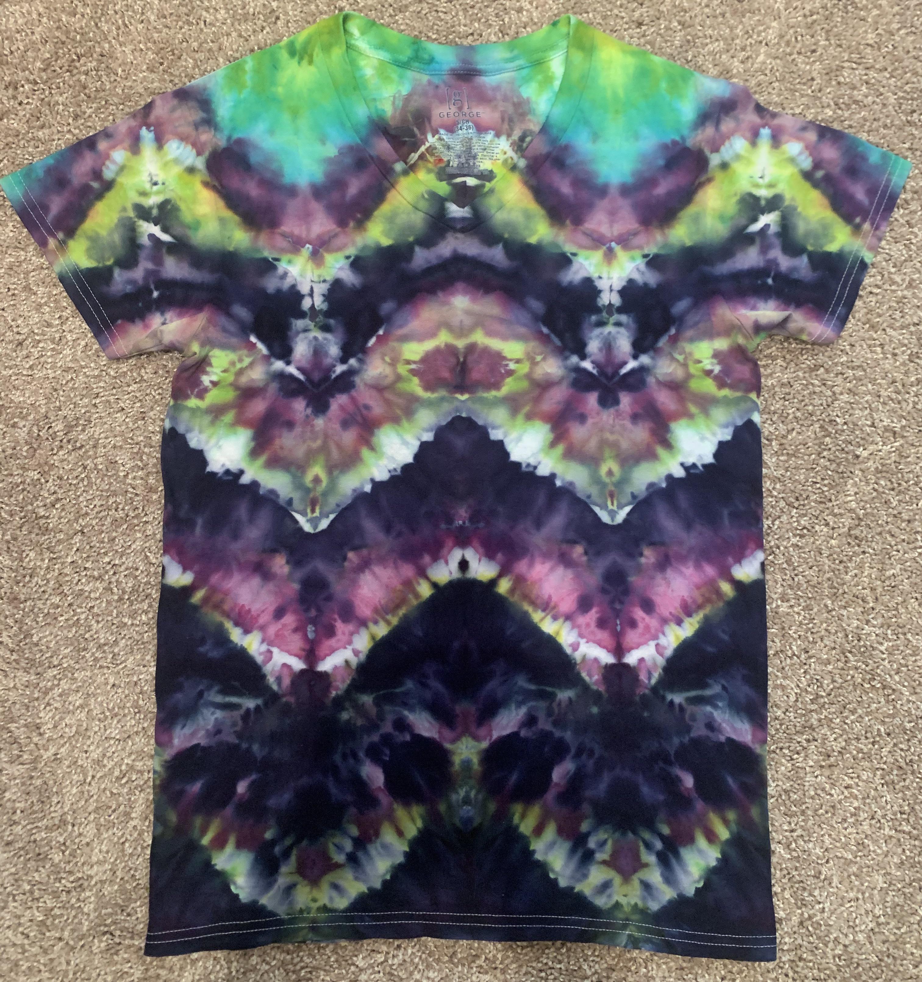 Northern lights tie-dye | Scrolller
