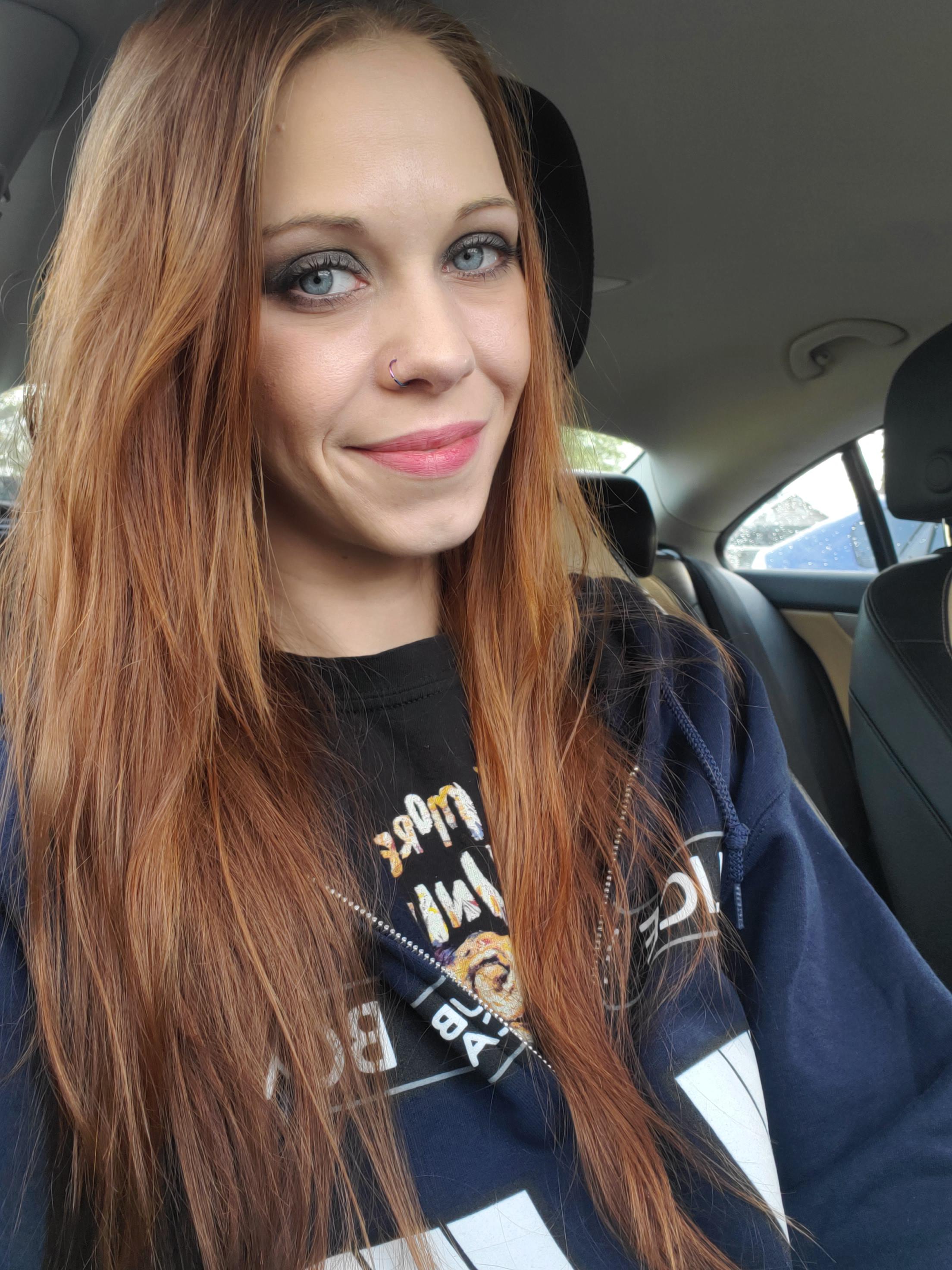 Not just another pretty face... I'm also a goofball. ☺ | Scrolller