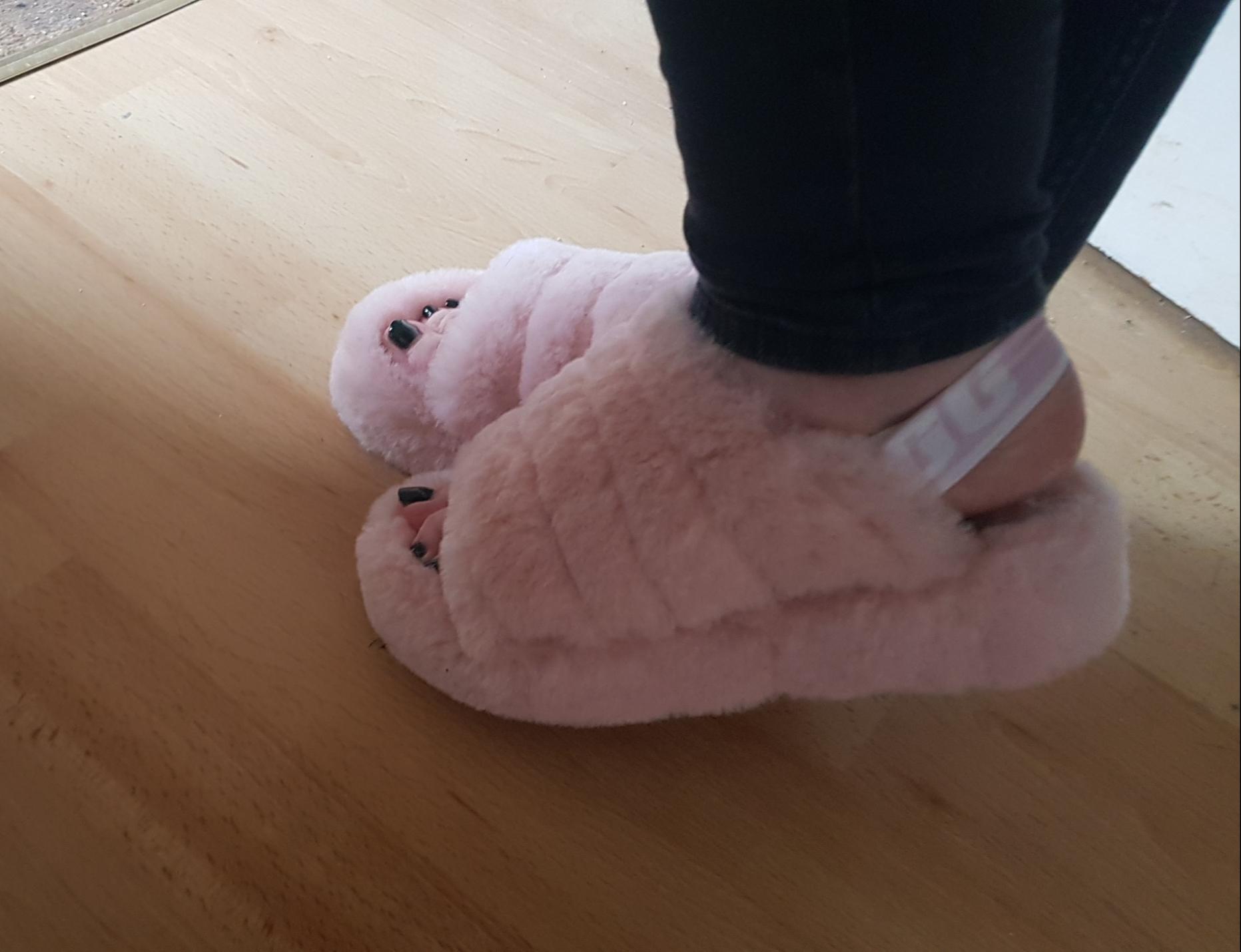 Not my usual colour but they are so fluffy!!! | Scrolller