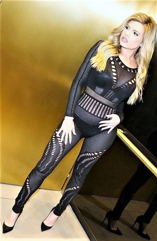 Not Quite Fishnet But... | Scrolller