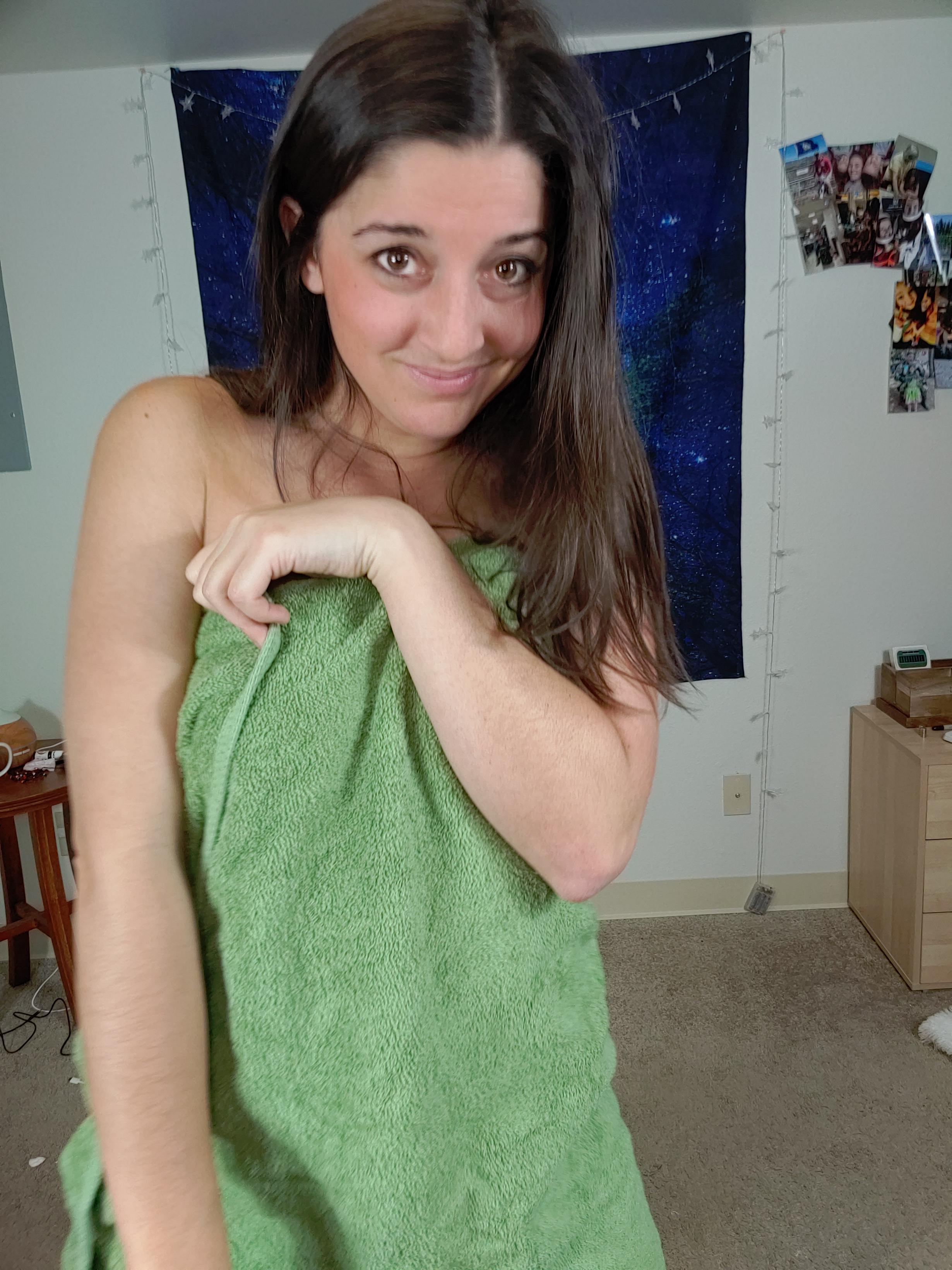 [OC] Want to see the towel drop? | Scrolller